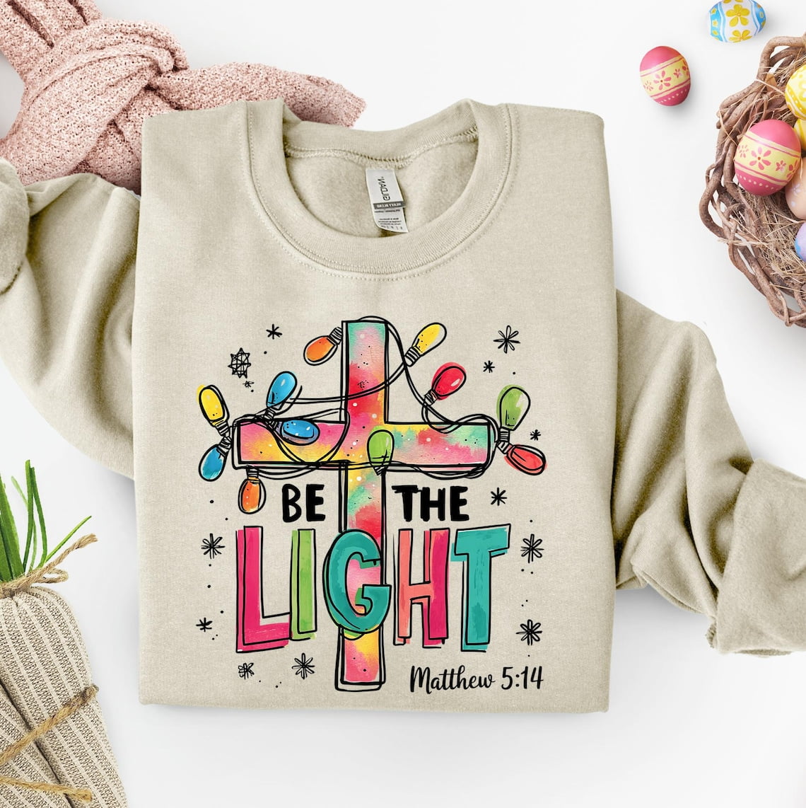 Be The Light Mathew 5:14 Shirt, Bible Verse, Christian Christmas ...