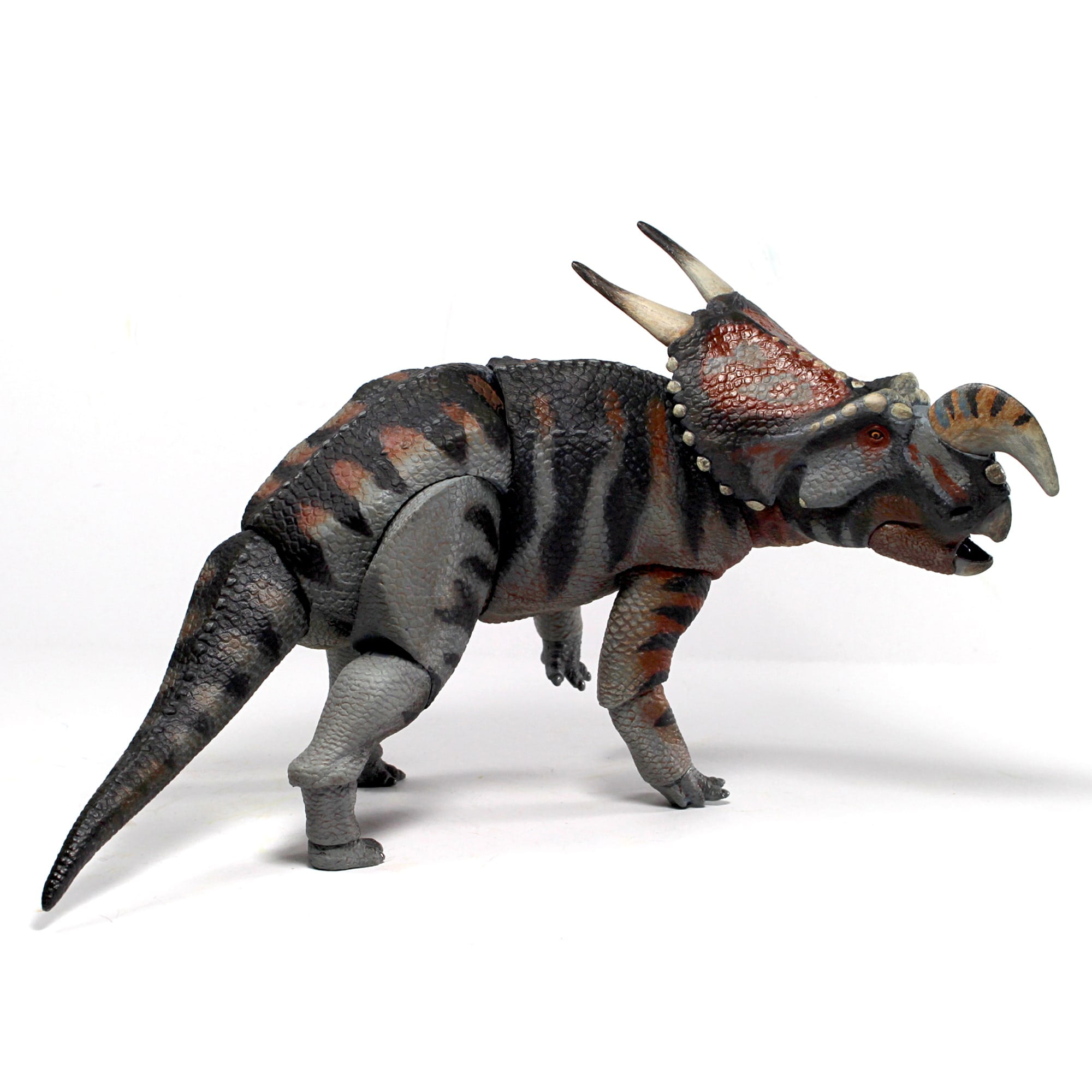 Beasts Of The Mesozoic: Einiosaurus Procurvicornis - 1/18th Scale ...