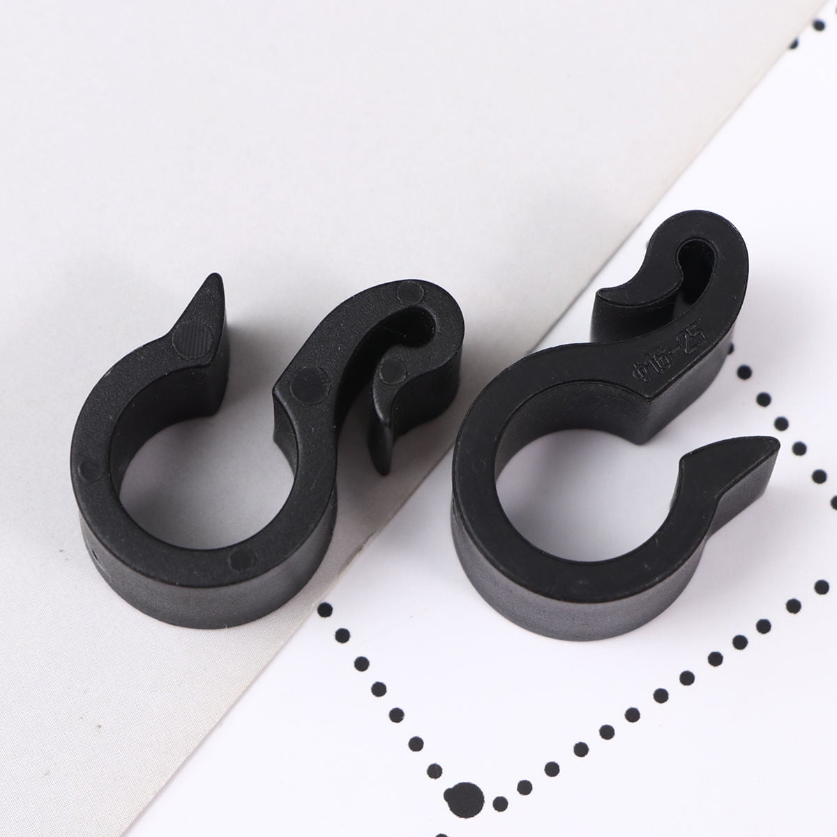 Beaupretty 50Pcs U Shaped PVC Pipe Clamps for Garden Irrigation Hose ...