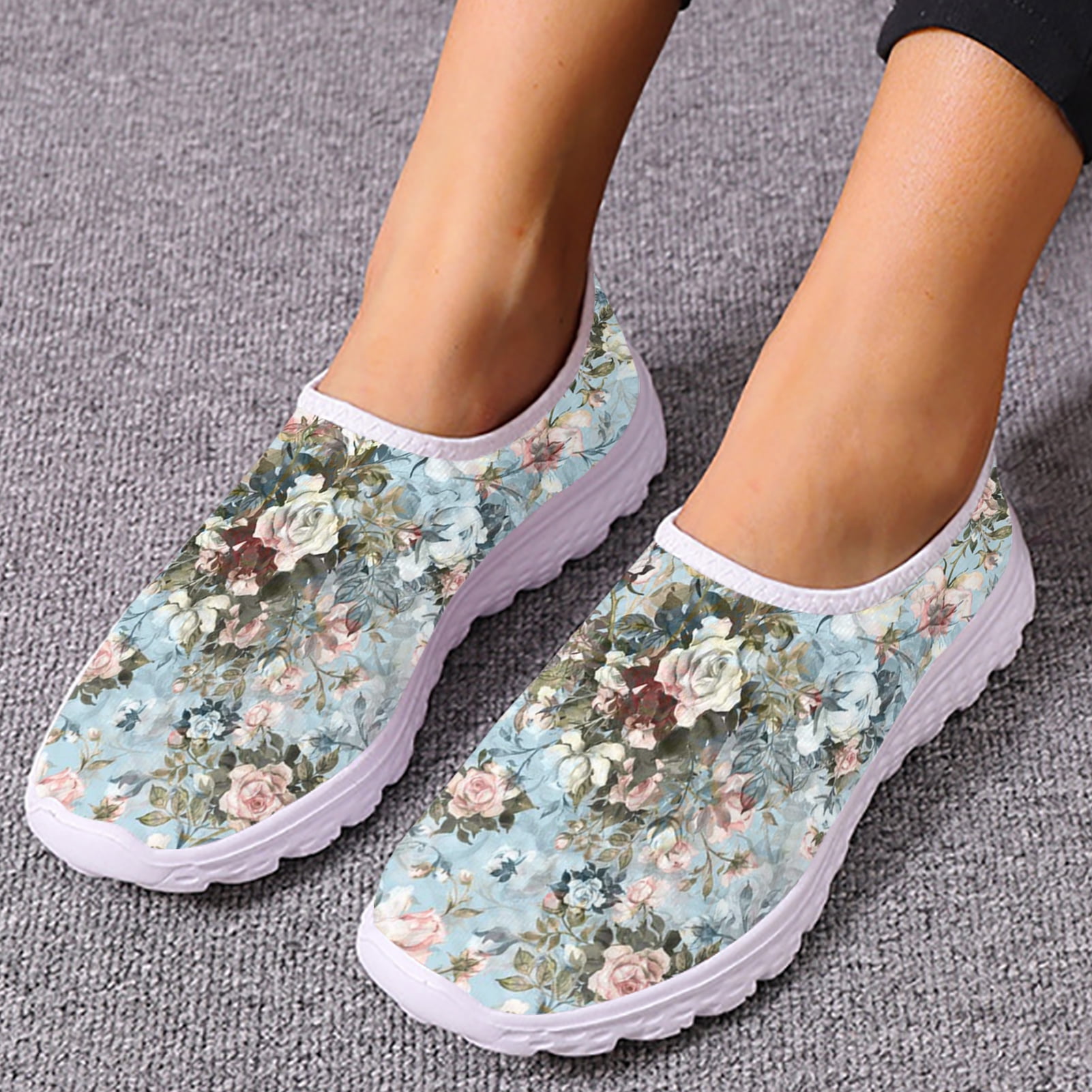 Beautiful Hibiscus Pattern Shoes Gold Flower Print Sneakers Slip On ...