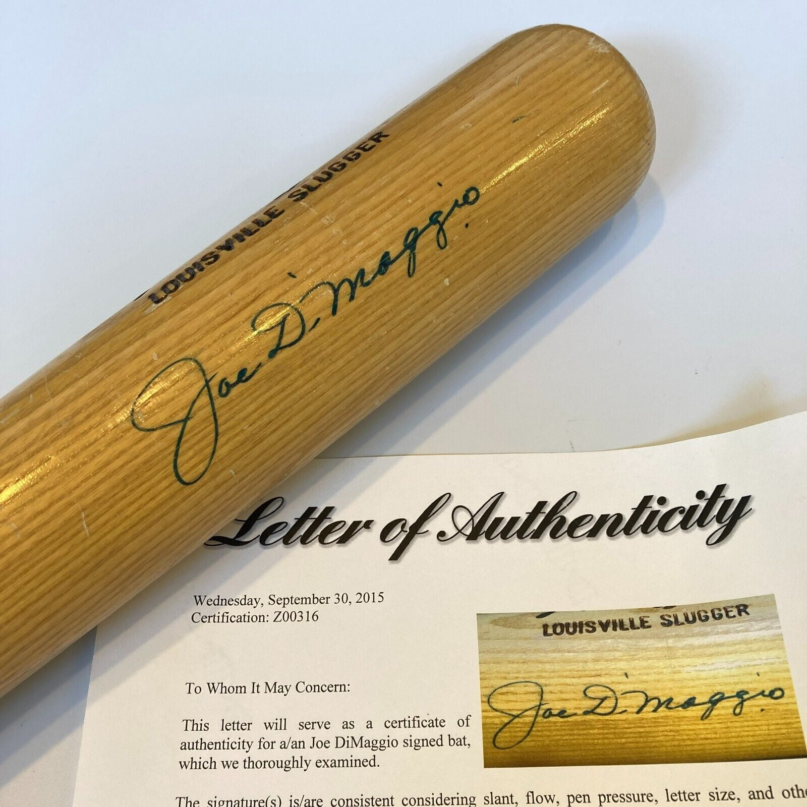 Beautiful Joe Dimaggio Signed Louisville Slugger Game Model Baseball ...
