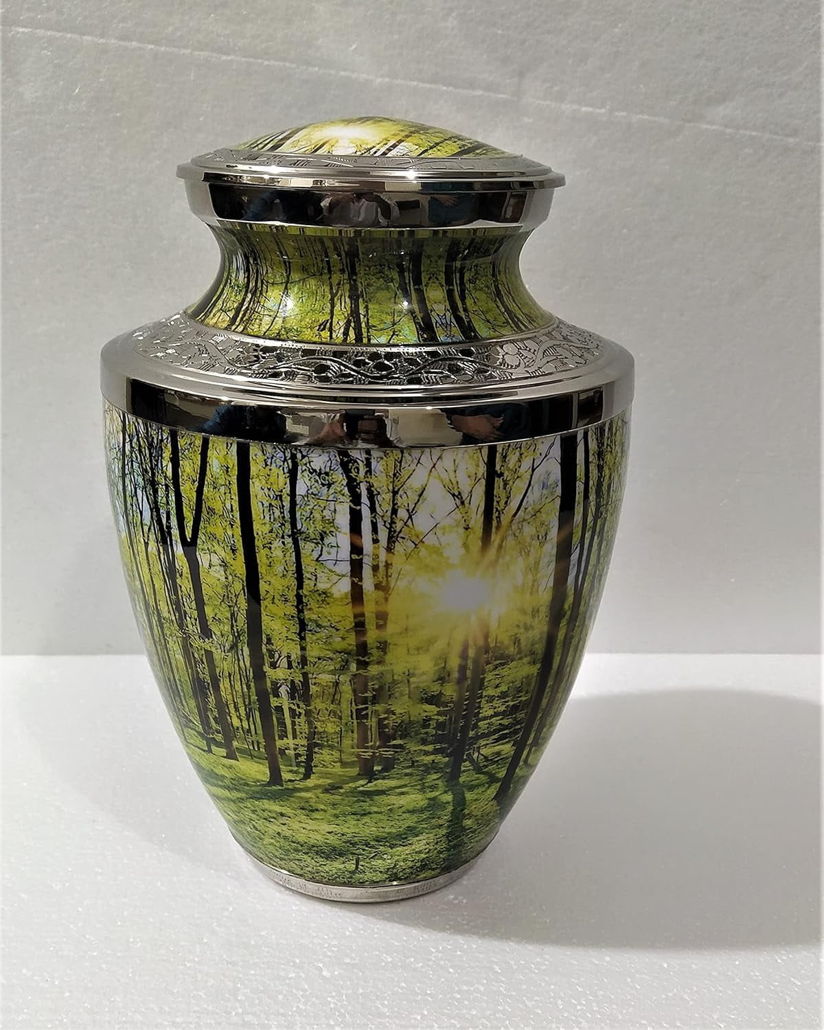 Beautiful Natural Woodland Greenland Design Urns for Human Ashes Adult ...