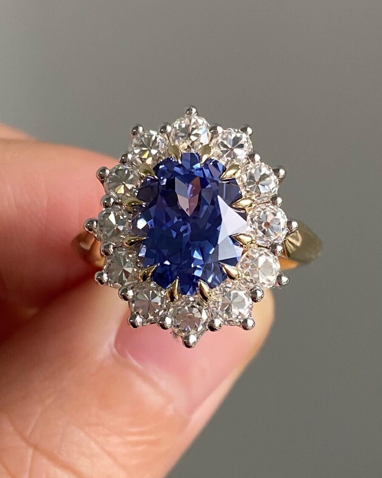 Beautiful Ring 4.36 Ct Certified Natural Oval Cut Blue Sapphire ...