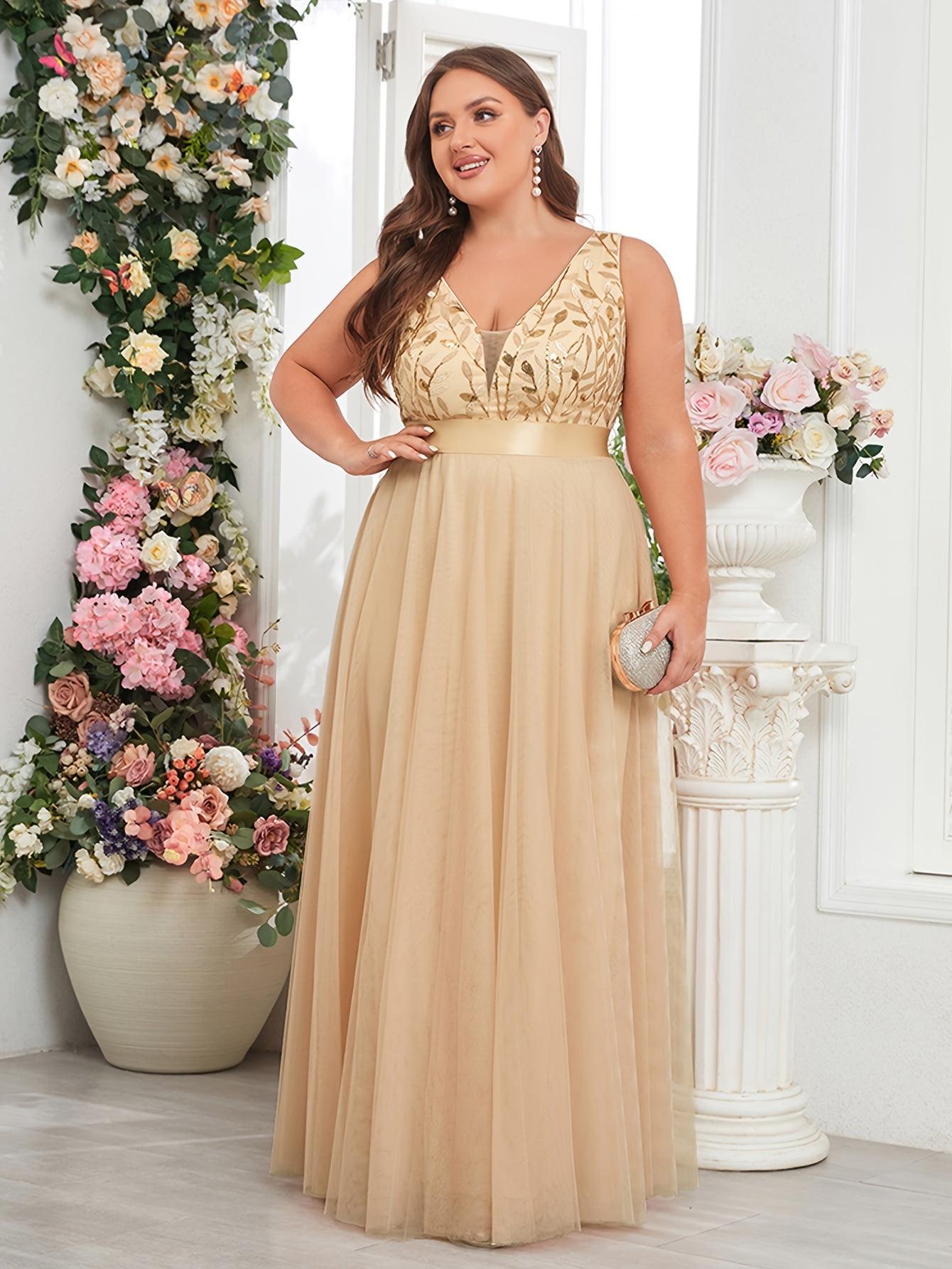 Beauty-Emily Plus Size Women's Elegant V-Neck Sequin Embroidered ...