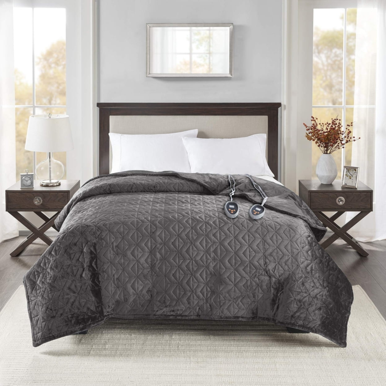 Beautyrest 80x84" Polyester Microfiber Pinsonic Heated Quilt in Gray ...