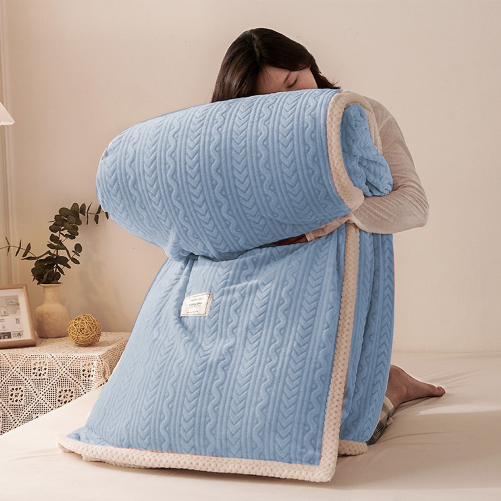 Bed Blankets - Luxurious Fleece Blanket - Thickened AirConditioning ...
