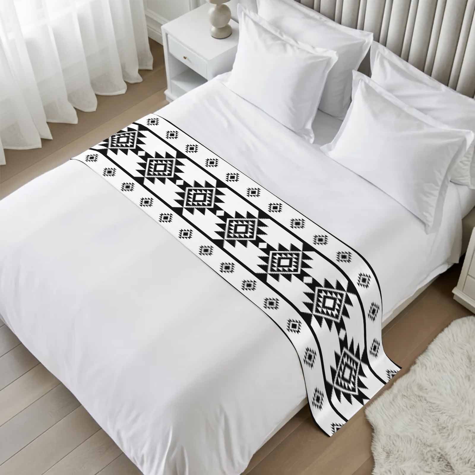 Bed Runner Black White Aztec Bedding Scarves Soft Decorative Bed Flag ...