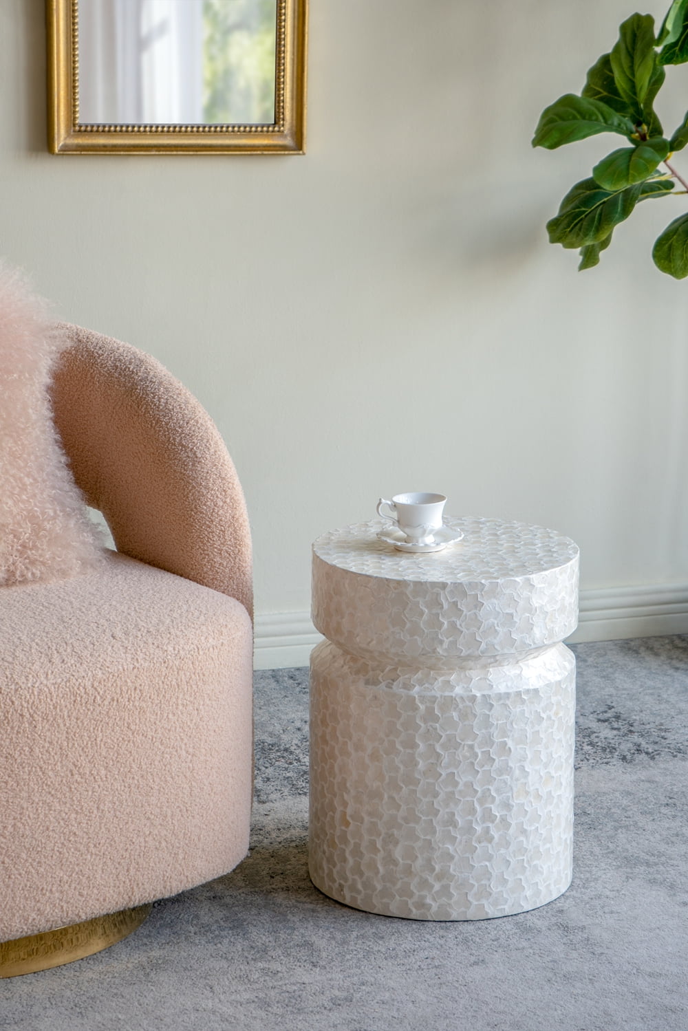Bedroom Bench 14x14x18" Round Wooden Accent Stool with White Capiz ...