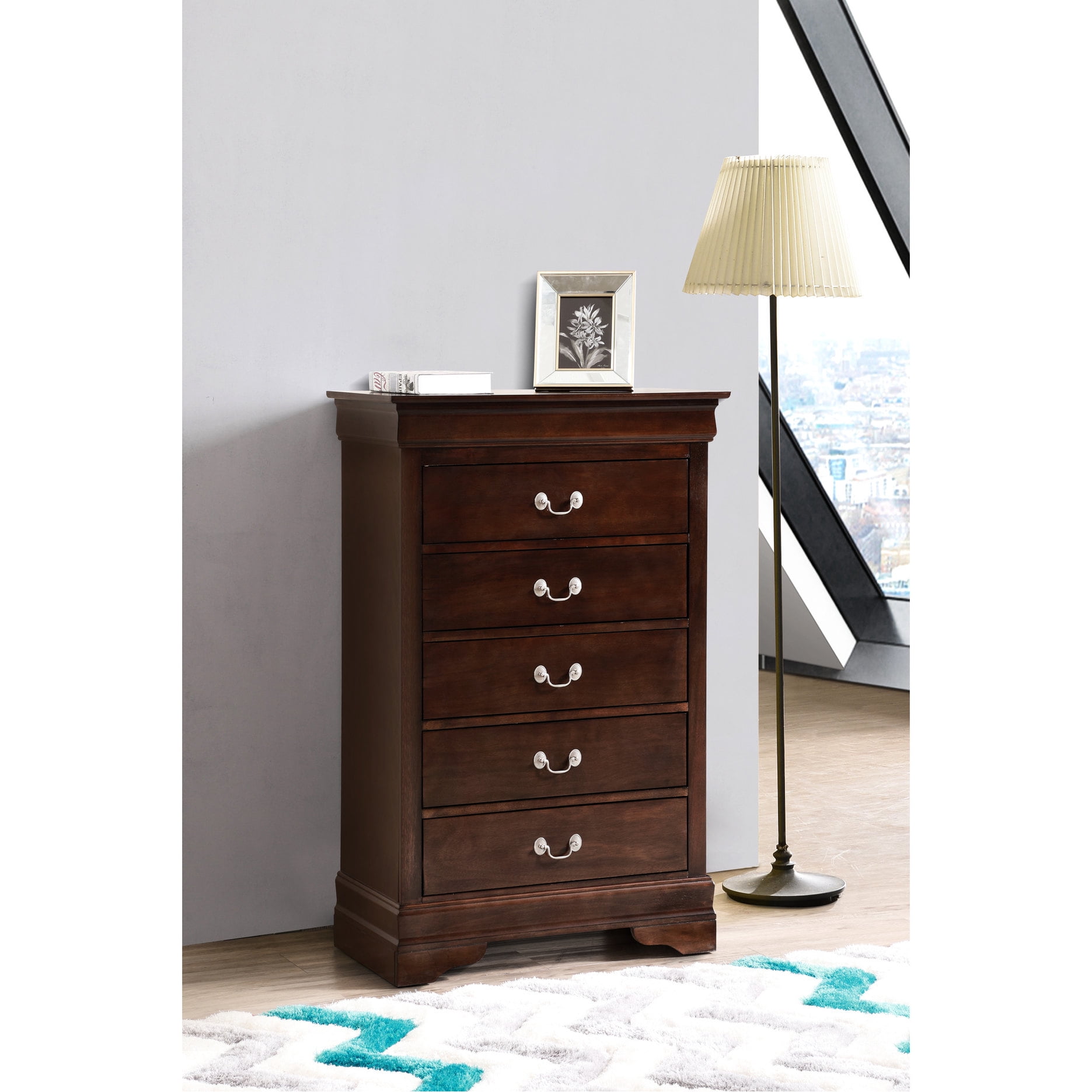 Bedroom Chest in Traditional Aesthetic | Carved Bases and Stylish ...