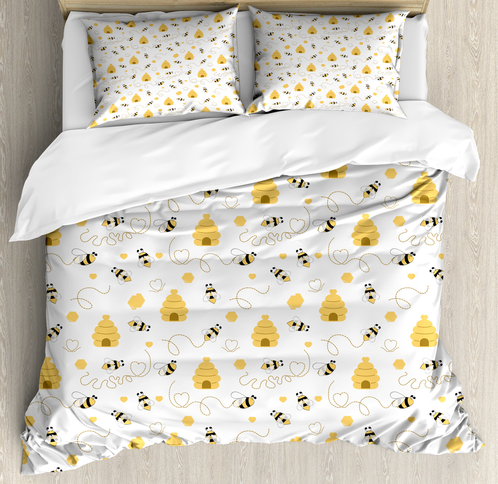 Bee Duvet Cover Set, Pattern of Flying Bugs Forming Heart Shapes with ...