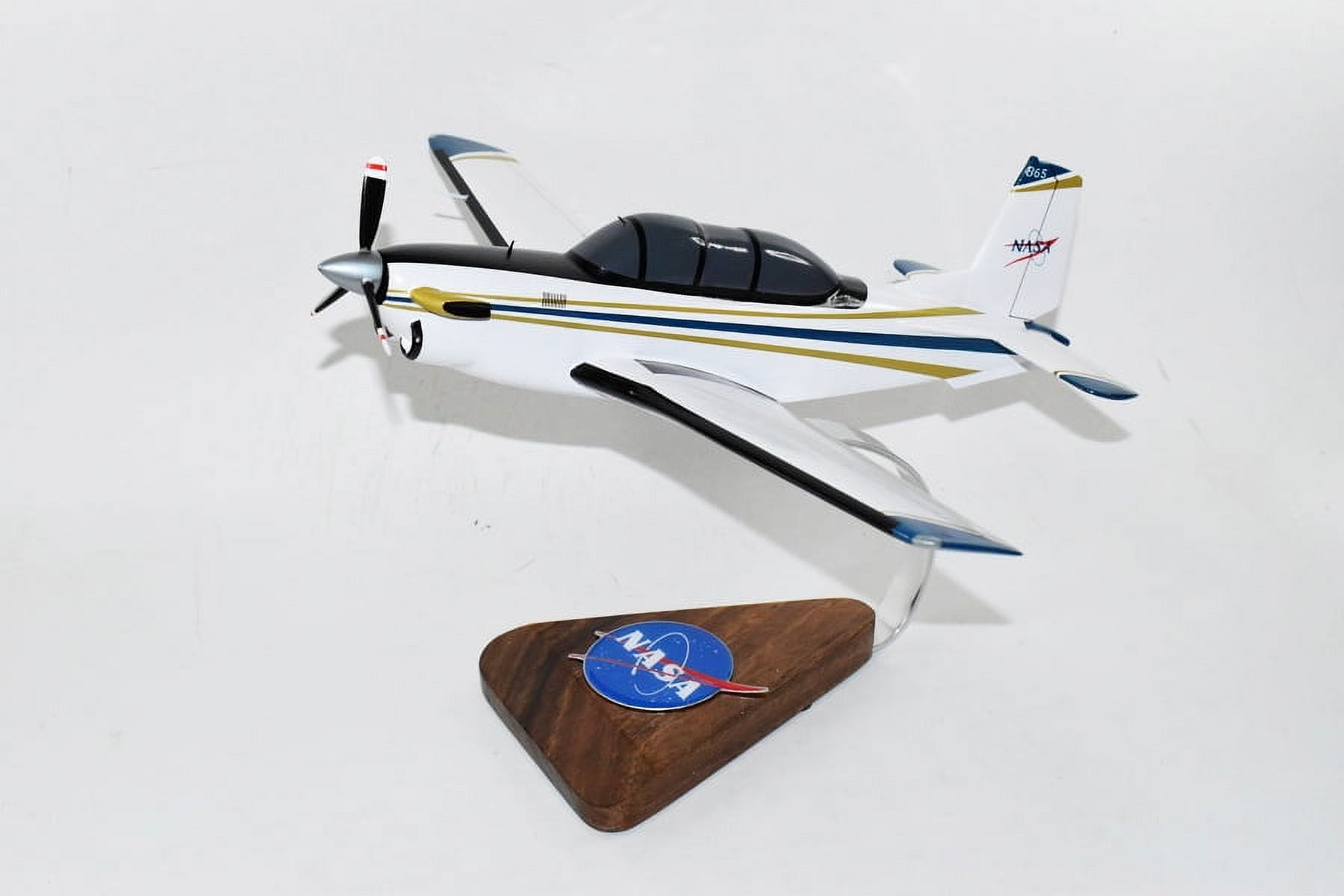 Beechcraft® T-34C TurboMentor, NASA, 1/25 Mahogany Scale Model, 16 ...