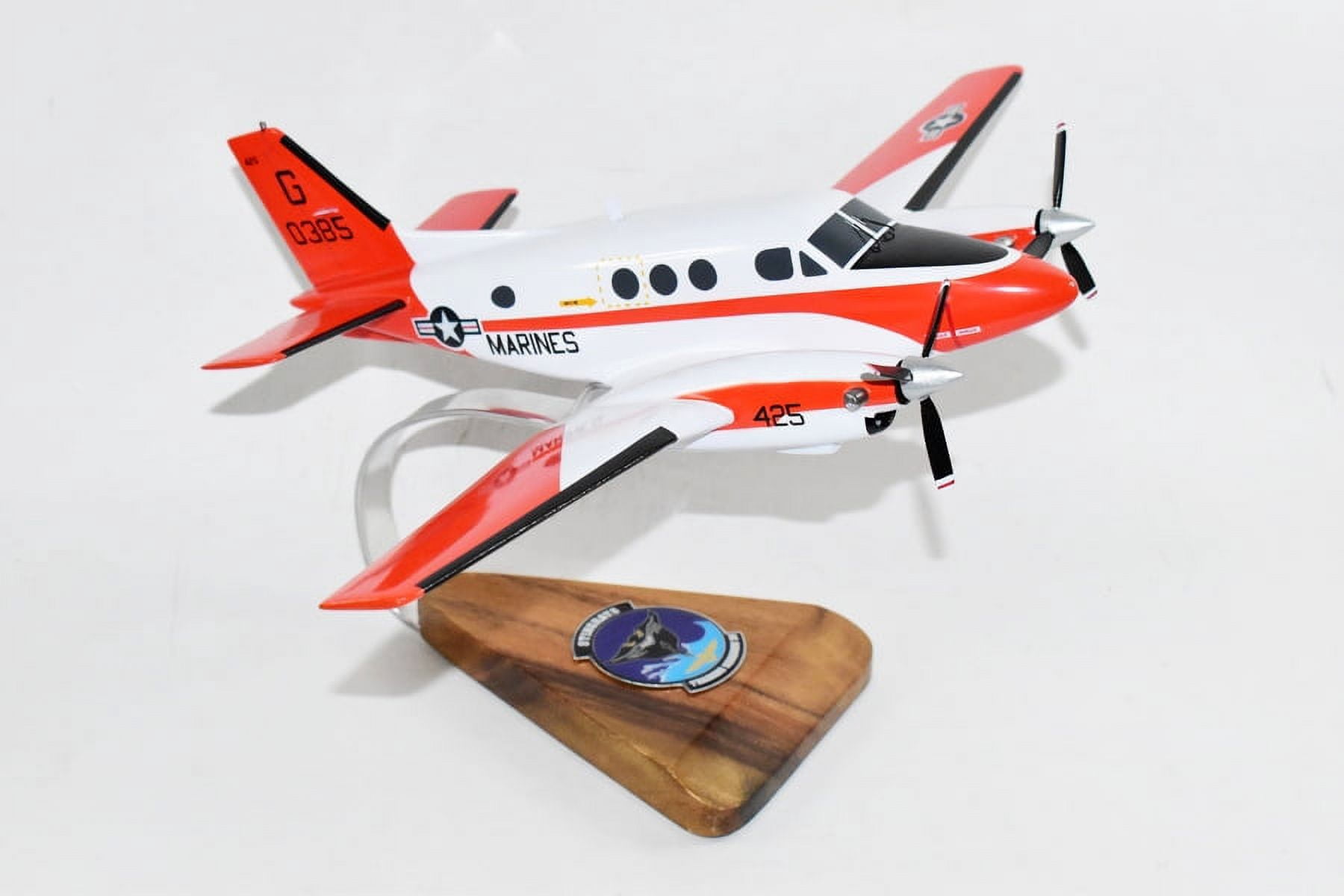 Beechcraft® T-44C Pegasus, VT-35 Stingrays (Marines), 1/33 Mahogany ...
