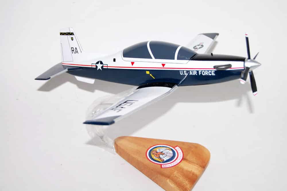 Beechcraft® T-6 Texan II, 100th Flying Training Squadron, 1/33 Mahogany Scale Model - Walmart.com