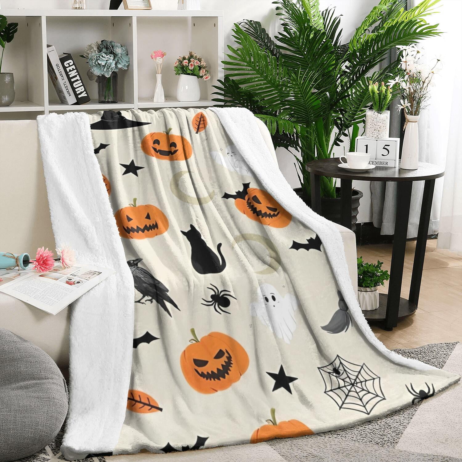 Beige Halloween Pumpkins Ghosts and Bats Blanket,Comfortable Soft Lamb ...