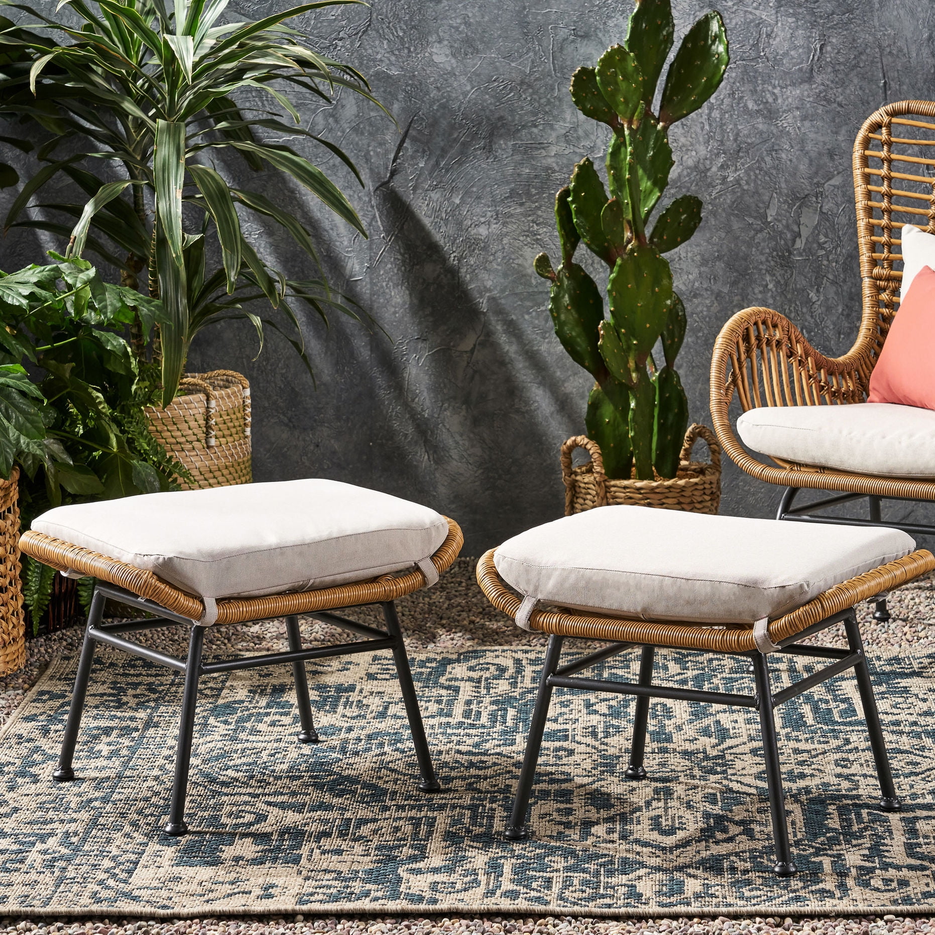 Beige and Brown - Non-Porous Cushion Cover - Outdoor Porch / Stable and ...