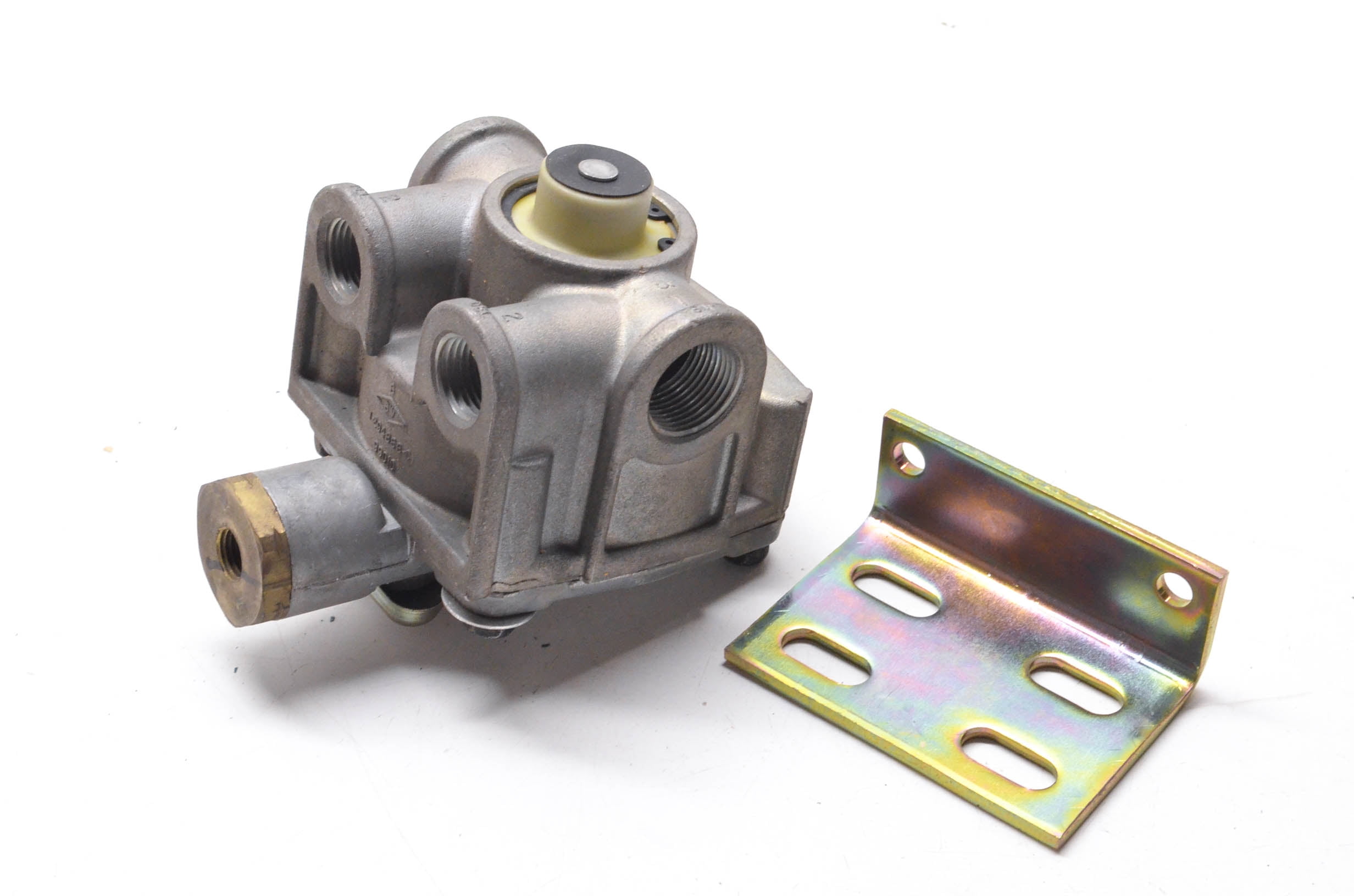 Bendix 800637 R-12 Relay Valve NOS - Walmart.com