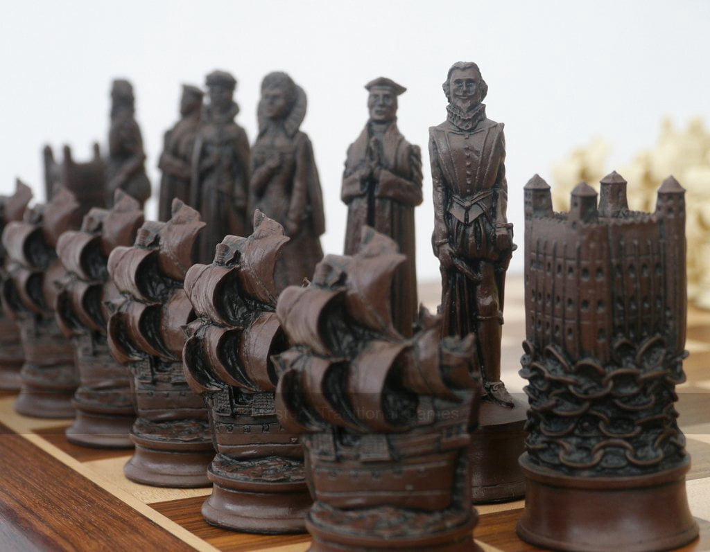 Berkeley Chess Elizabethan Ornamental Chess Set (cream and brown, board ...