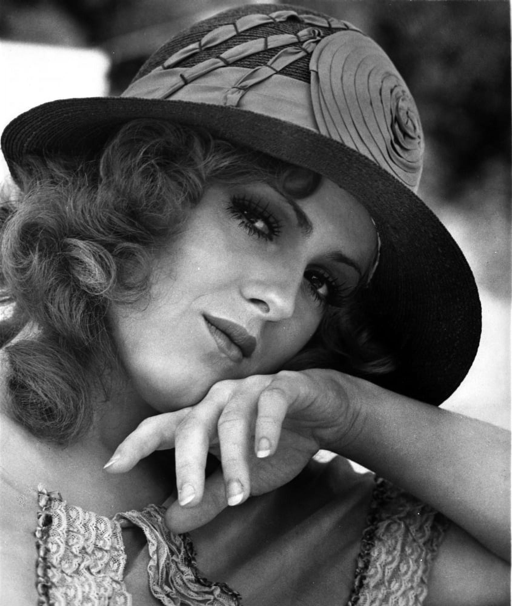 Bernadette Peters Close Up Portrait in Round Wool Hat and White Blouse ...