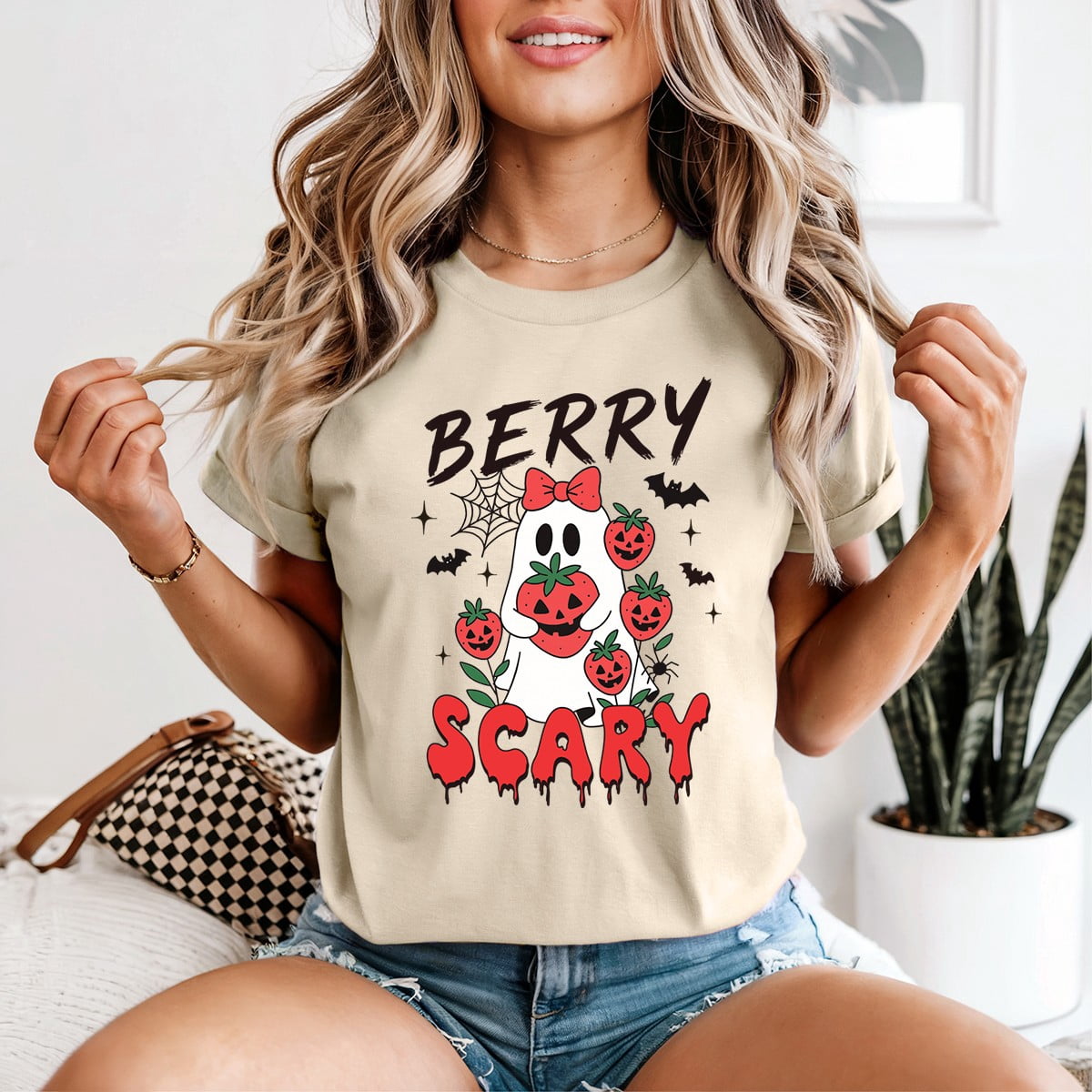 Berry Scary Ghost Strawberry Womens T-Shirt - Walmart.com