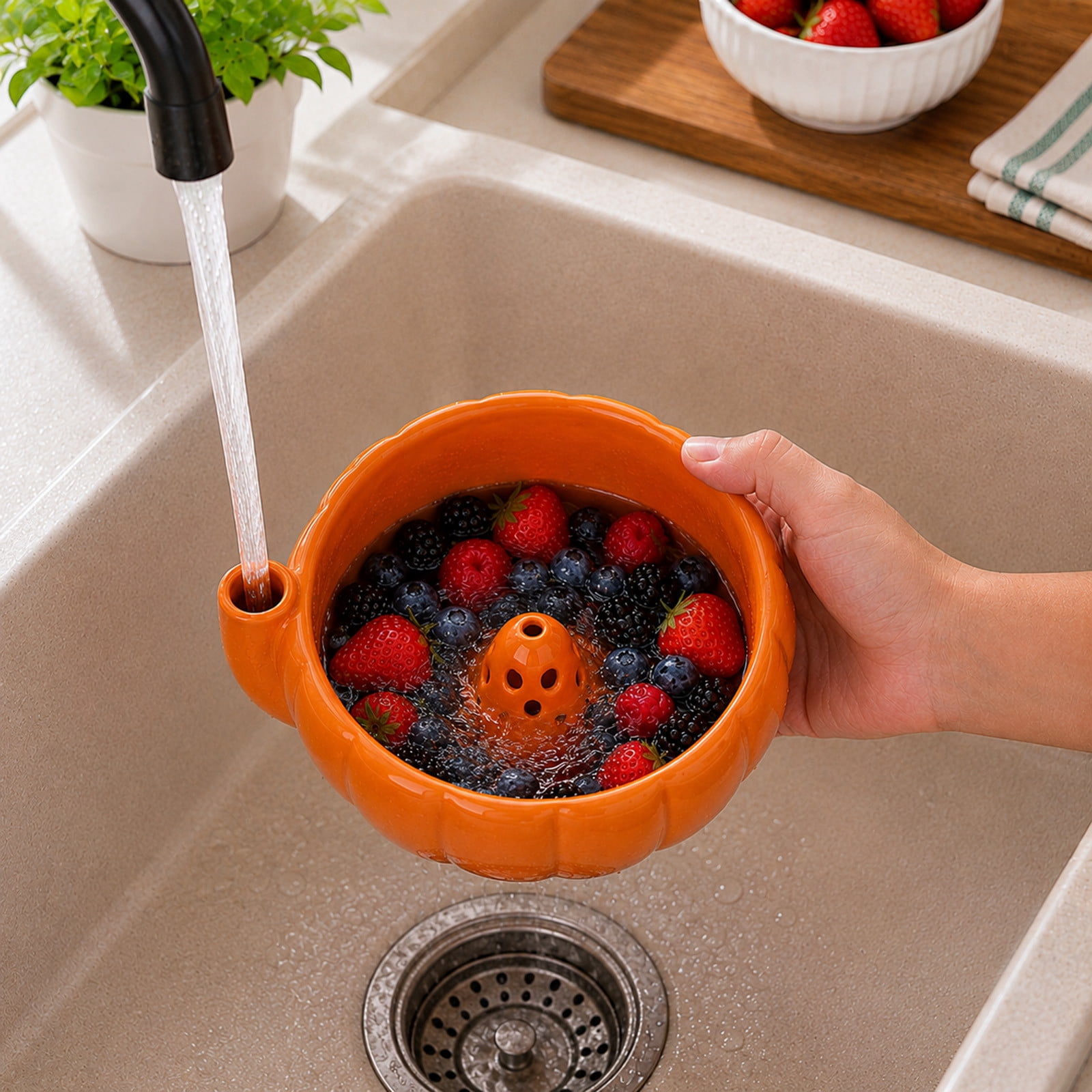 Berry Swirl Bowl, Fruit and Vegetable Washer, Plastic Colander Bowl ...