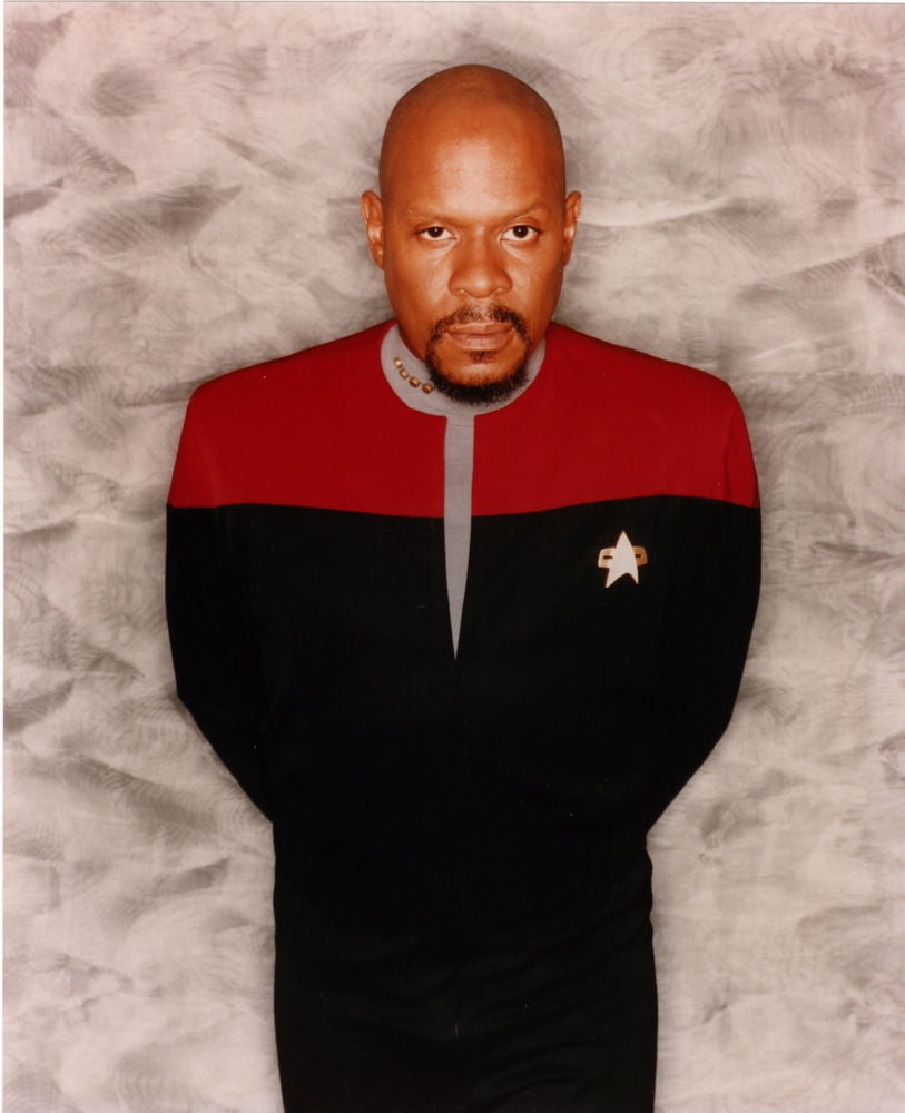 Best Posters Avery Brooks Mini Poster 11Inx17In Poster 11x17 Poster ...