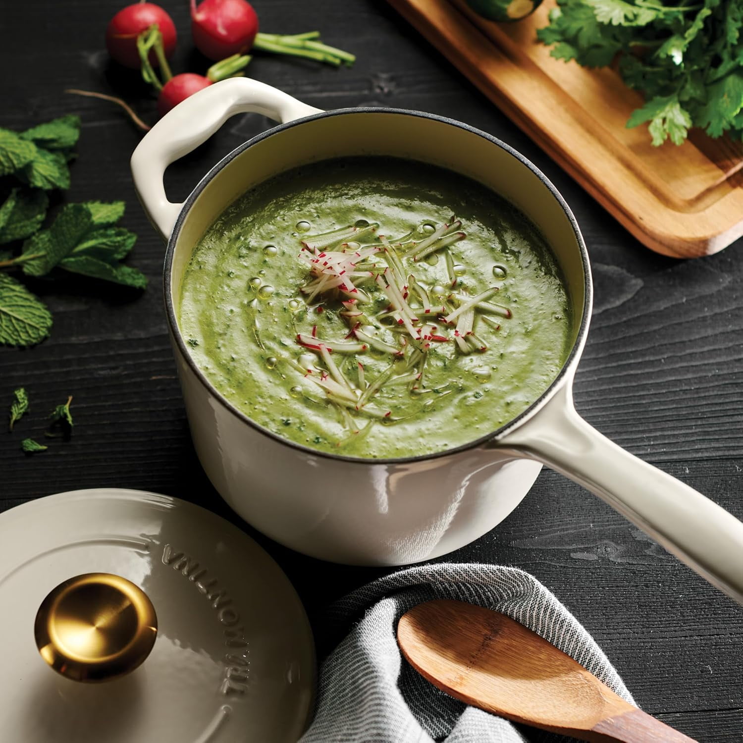 Bestow Enameled Cast Iron Sauce Pan with Lid, 2.5-quart, Latte with ...