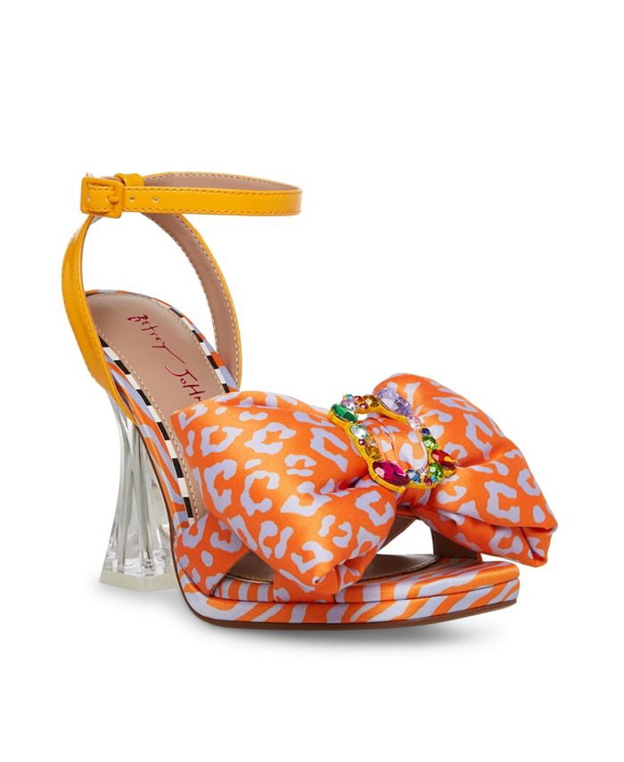 Puff Heels