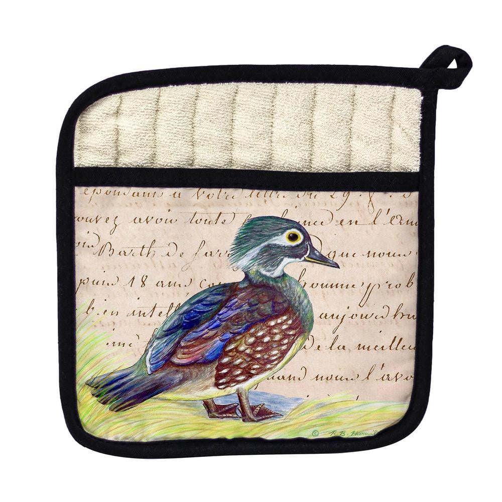 Betsy Drake Interiors Female Wood Duck Beige Script Pot Holder ...