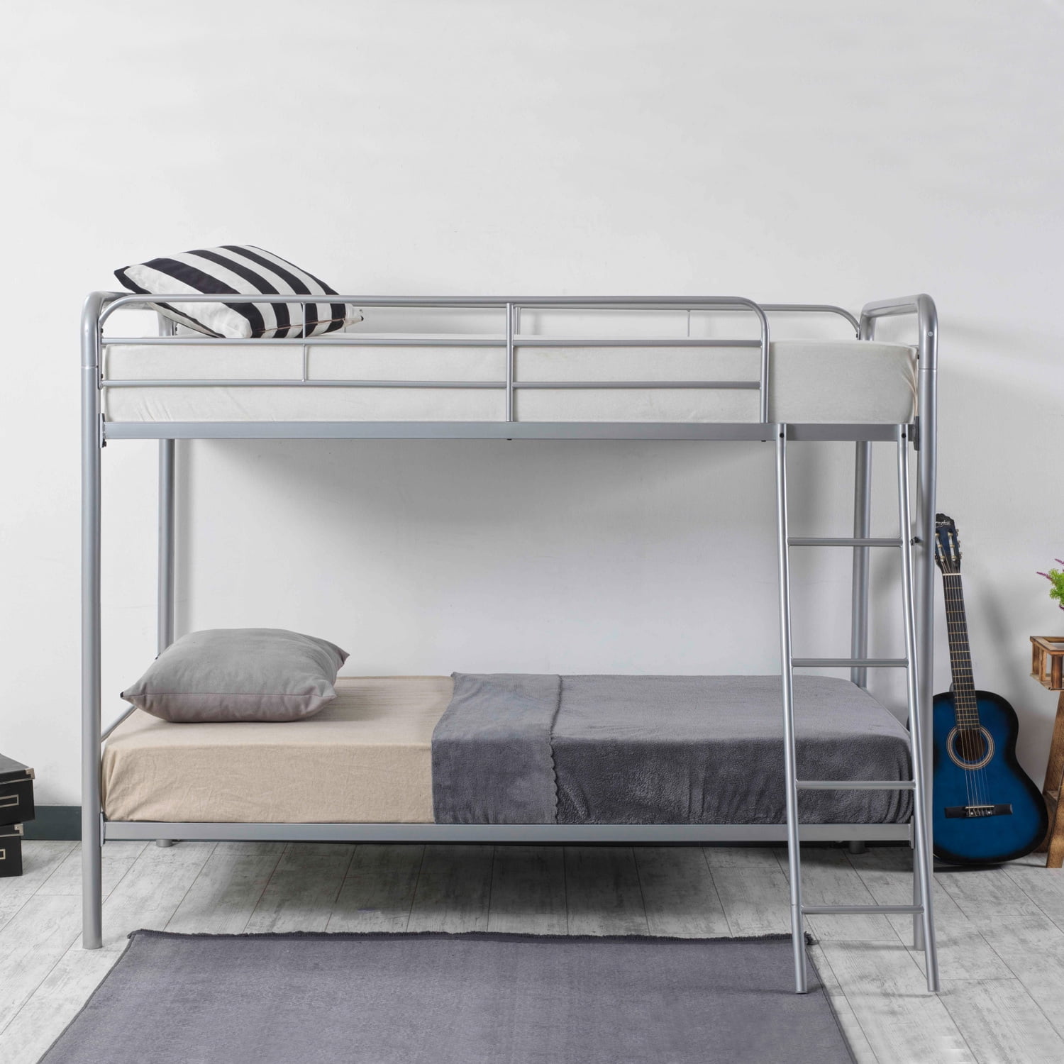 Better Home Products Twin over Twin Metal Bunk Bed in Blue - Walmart.com