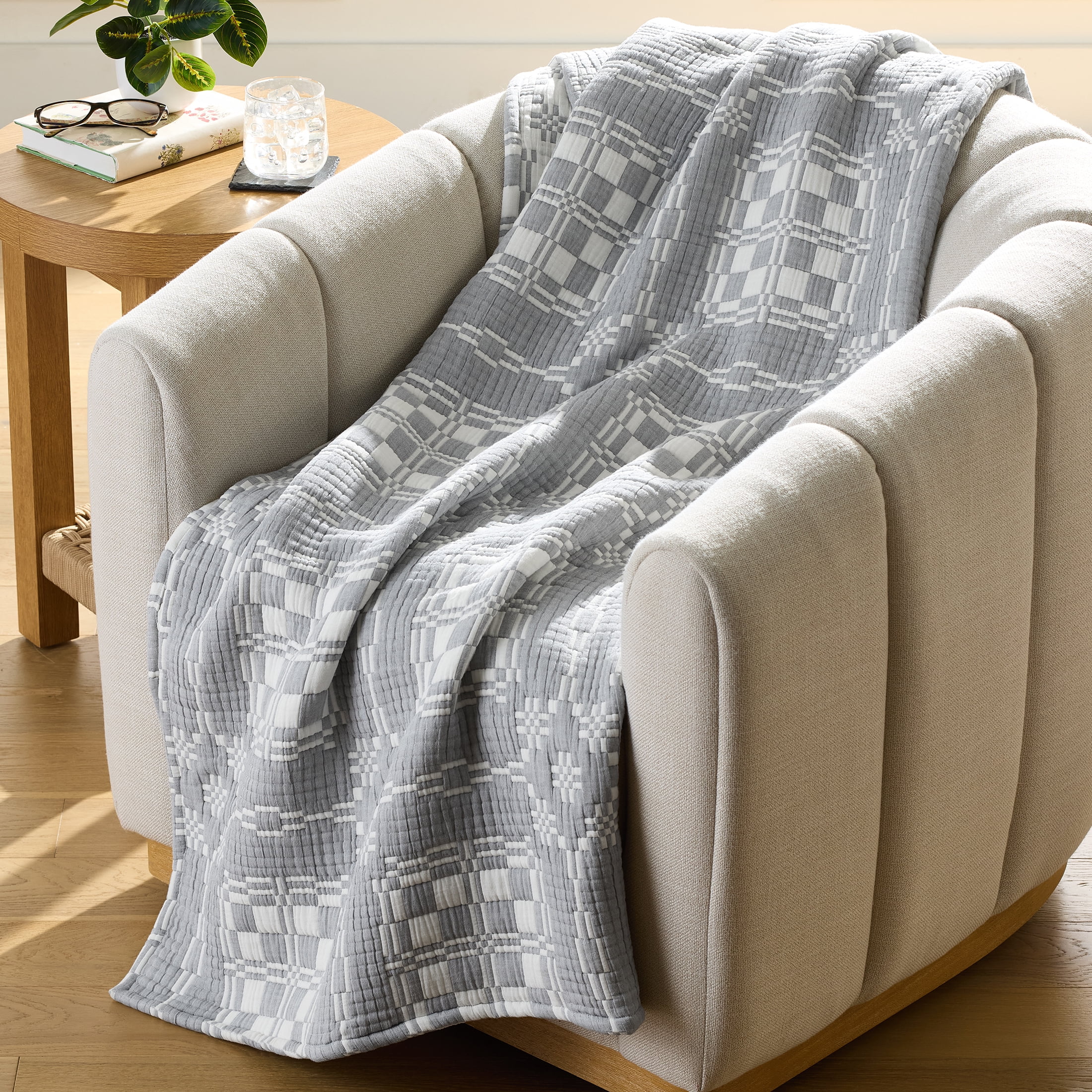 Better Homes & Gardens Grey Flannel Woven Gauze Jacquard 50x72' Throw ...