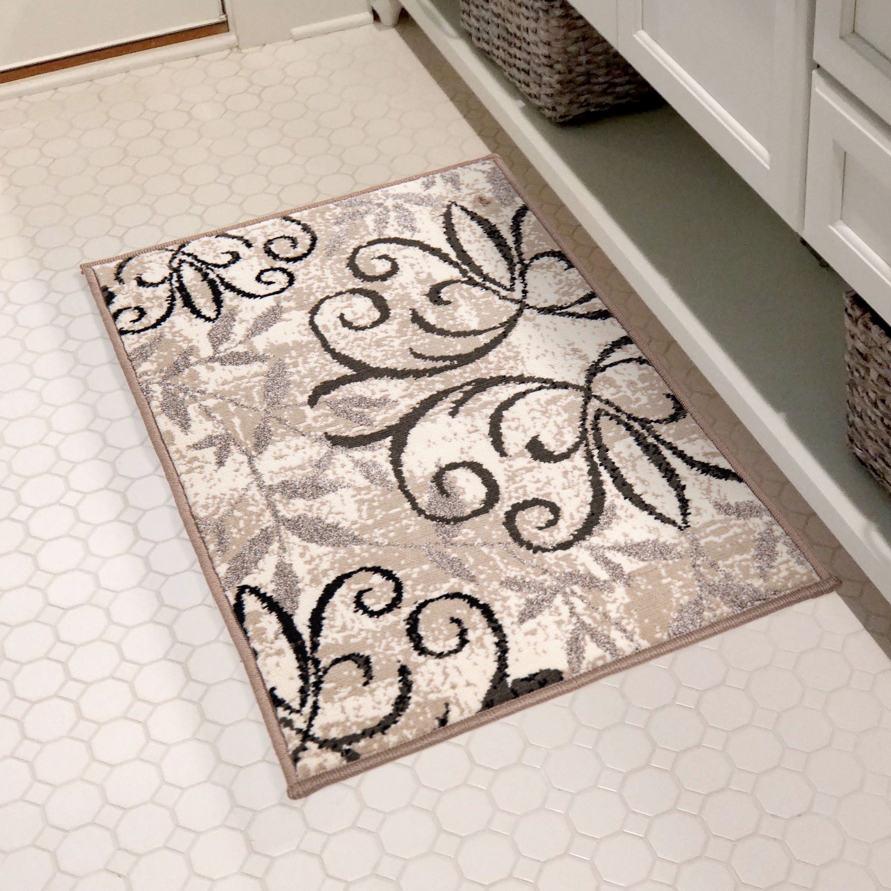 Better Homes & Gardens Iron Fleur Area Rug, Beige, 1'8" x 2'10 ...