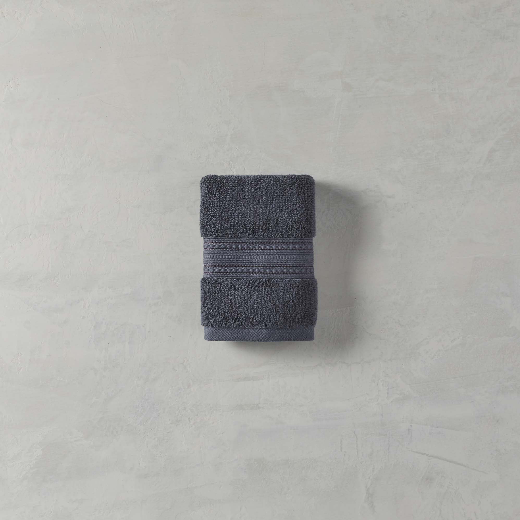 Better Homes & Gardens Signature Soft Solid Washcloth, Grey Shadow ...