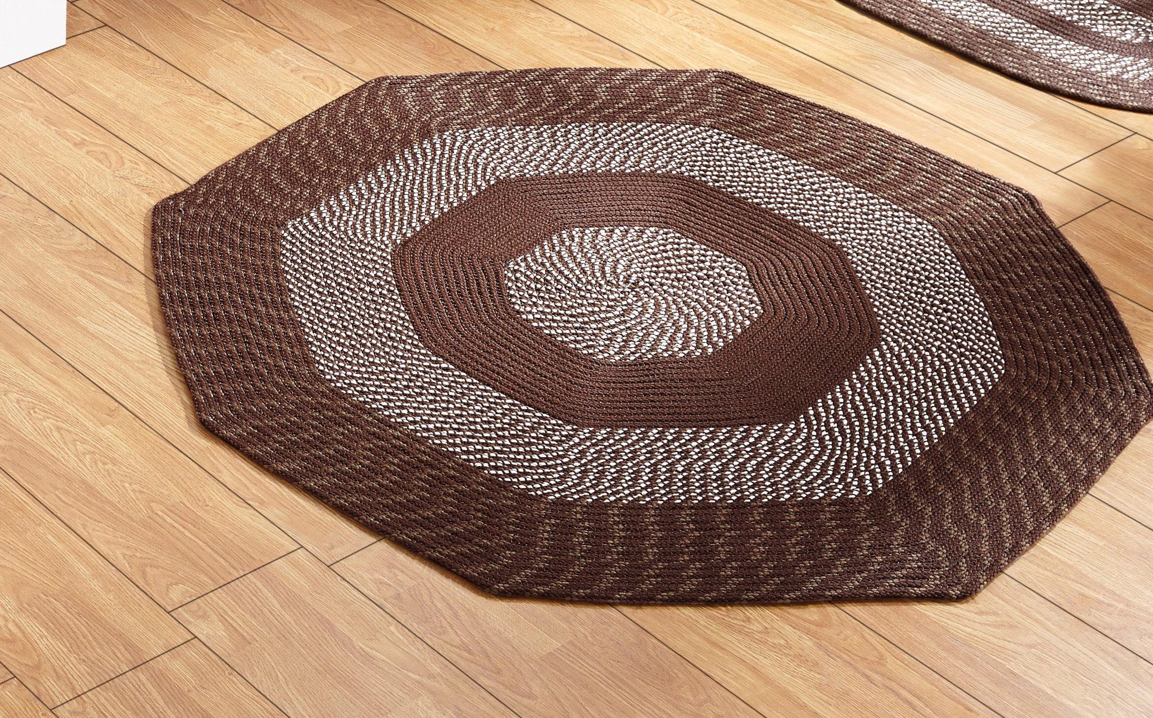 Better Trends Octagonal Braided Rug, 48" Diameter, Reversible Indoor ...