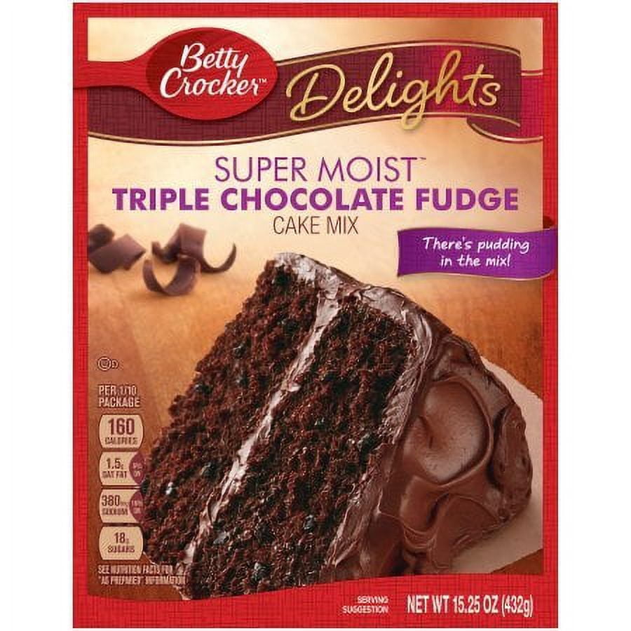 Betty Crocker Super Moist GGA1 Cake Mix Triple Chocolate Fudge 15.25 oz ...