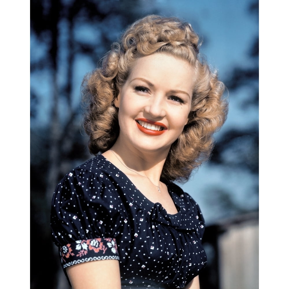 Betty Grable C. 1940S. Photo Print (16 x 20) - Walmart.com