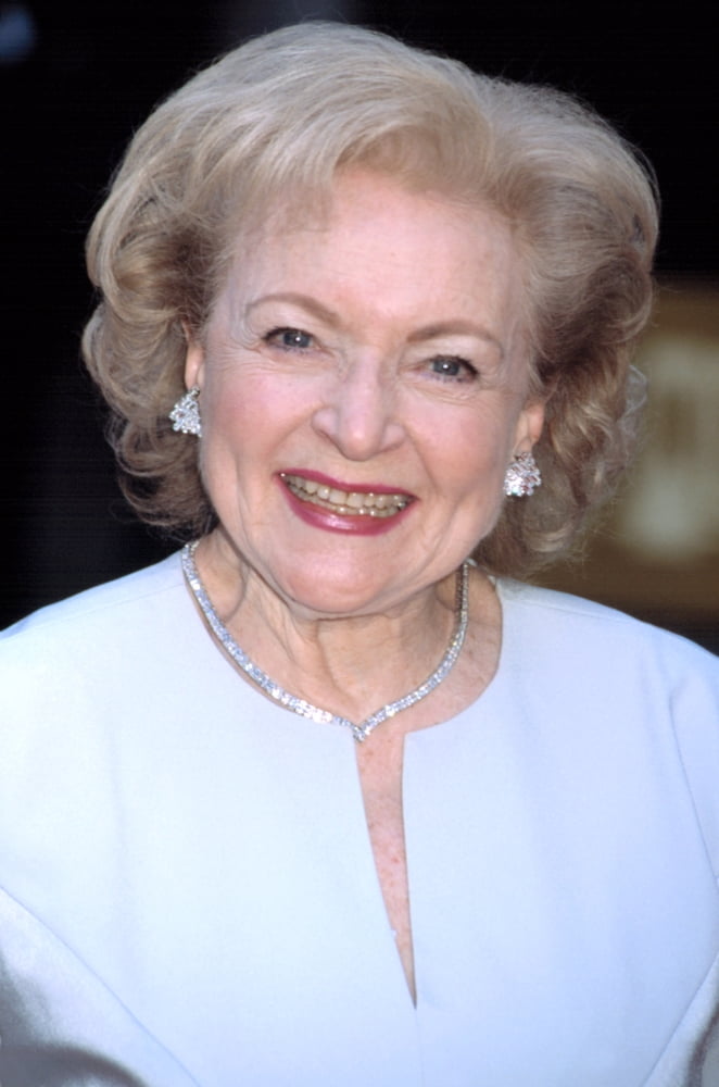 Betty White At Nbc 75Th Anniversary, Ny 552002, By Cj Contino Celebrity ...
