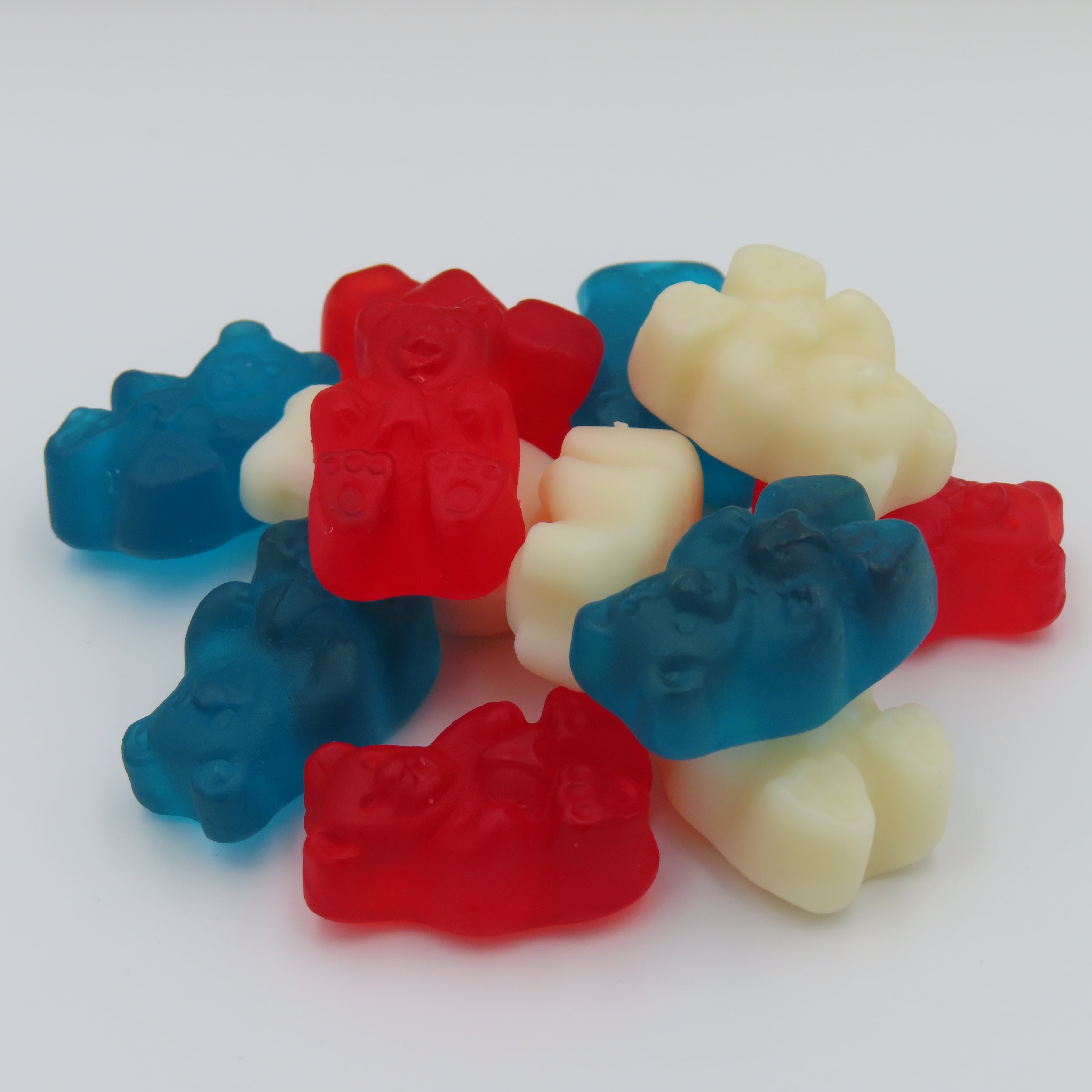 Beulah's Patriotic Gummy Bears, 10 Pounds, 1300 Pieces of Candy ...