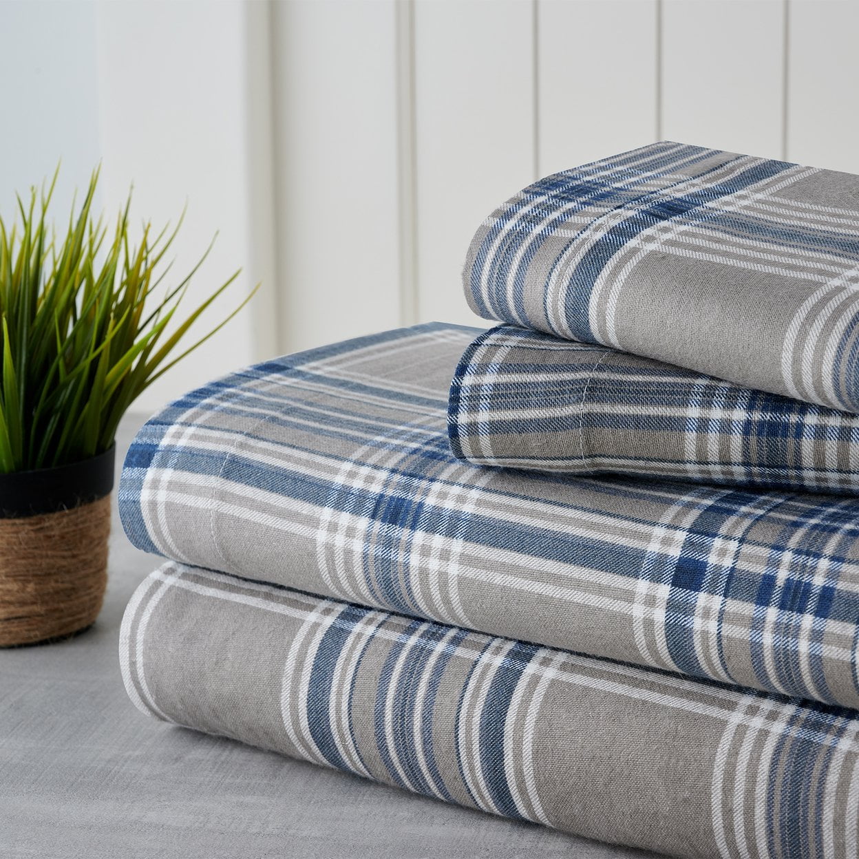 Bibb Home Printed Flannel 4 Piece Sheet Set - Walmart.com