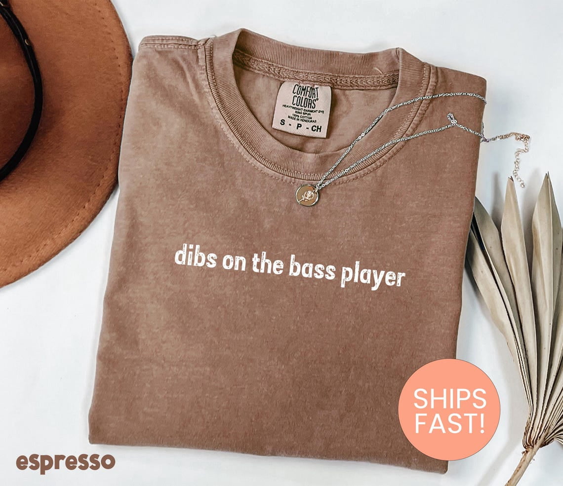 Bibs On The Bass Player Bassist Wife Playing Guitarist Musician T-Shirt ...