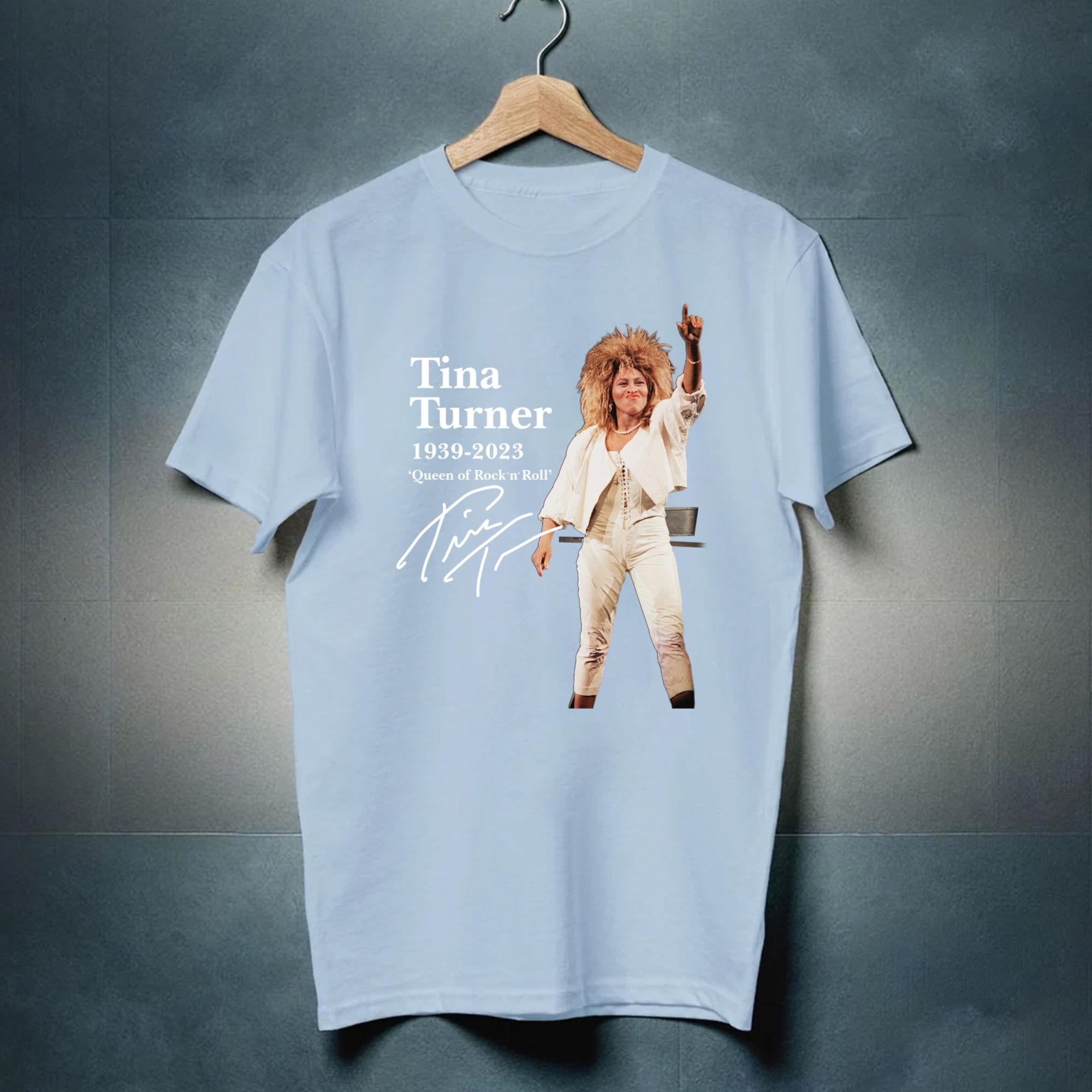 Big Signature Tina -Turner T shirt Black Cotton Tee Funny Gift Men ...