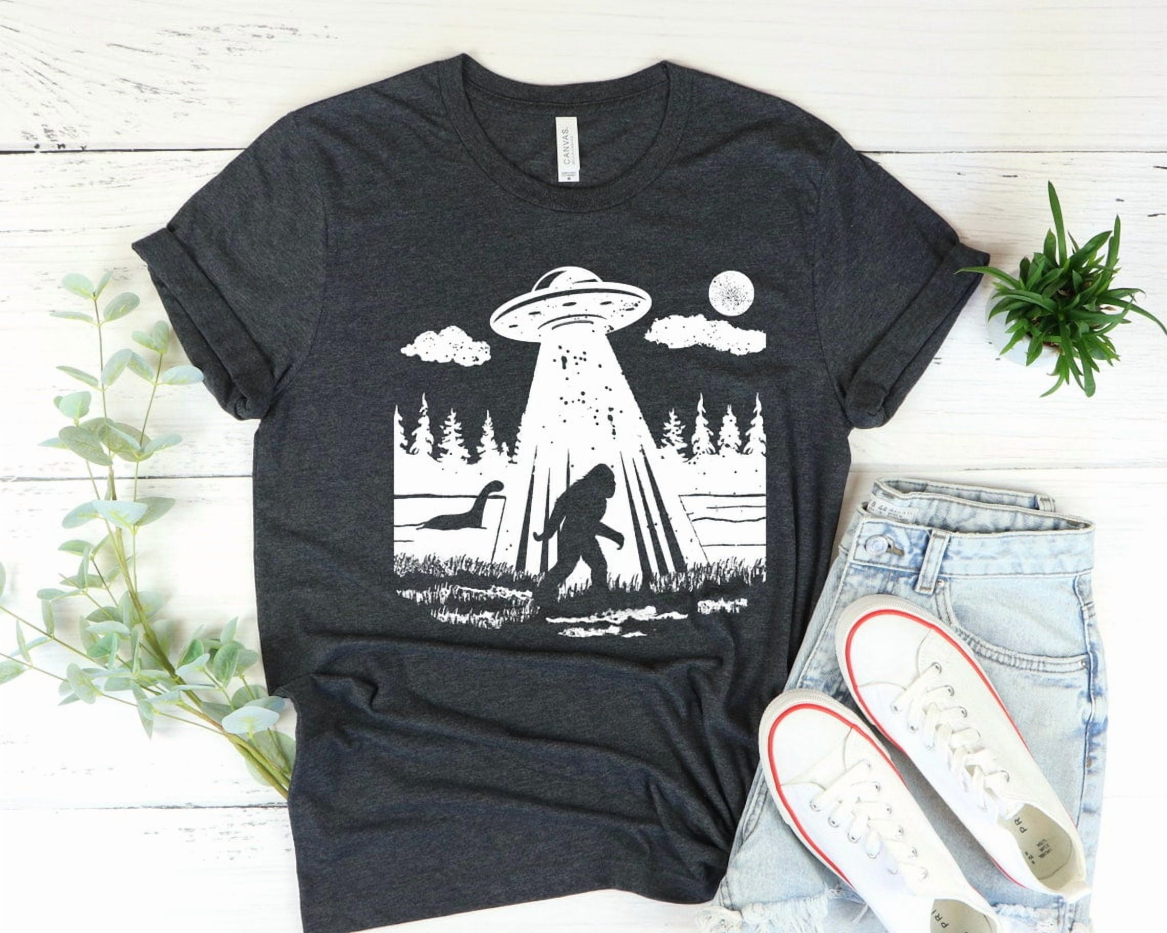 Bigfoot Alien Abduction Shirt: Sasquatch Ufo Hiking Tee Sweatshirt All ...