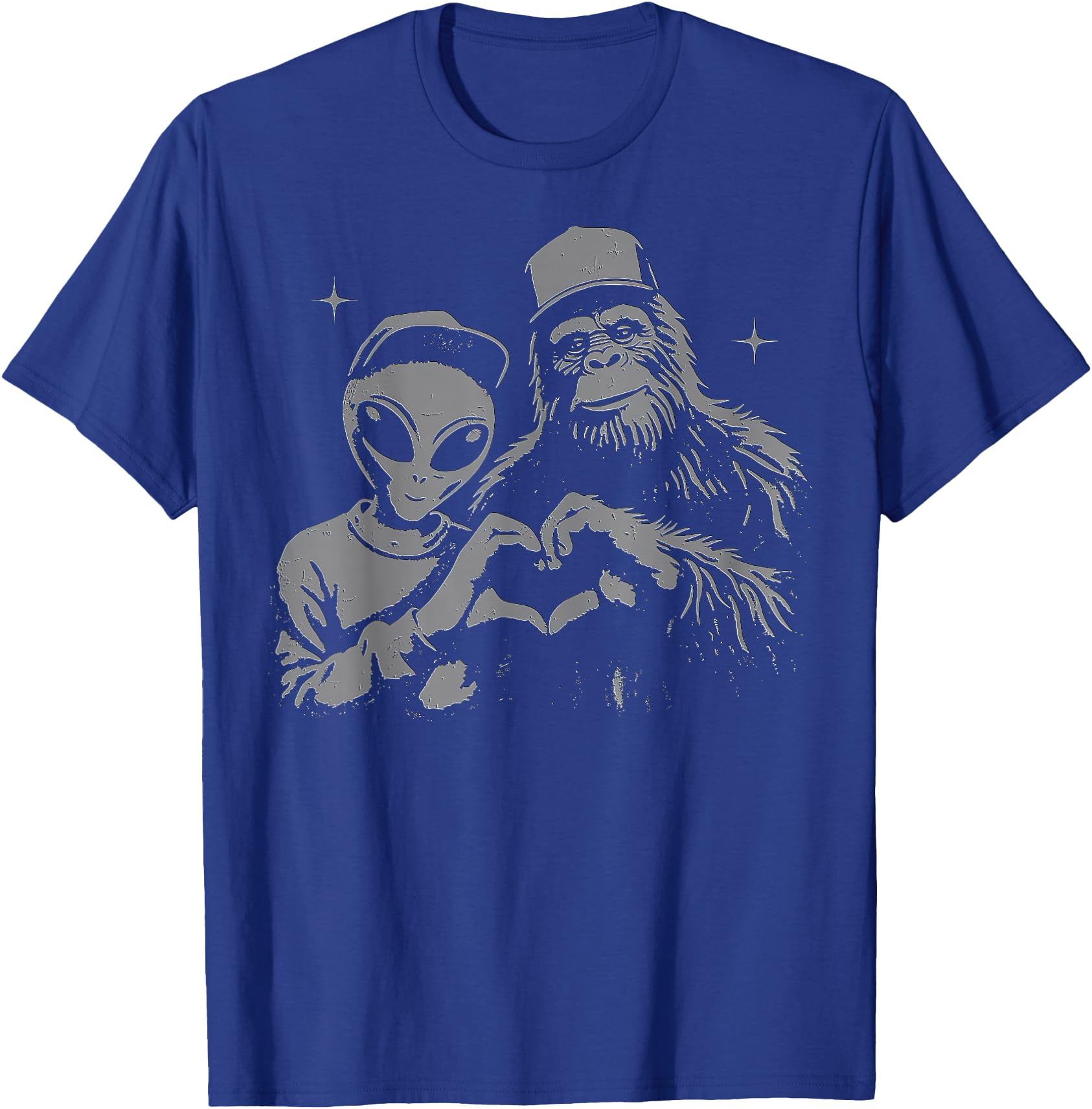 Bigfoot & Alien Sasquatch Love Hand Sign Unisex T-Shirt for Men Women ...
