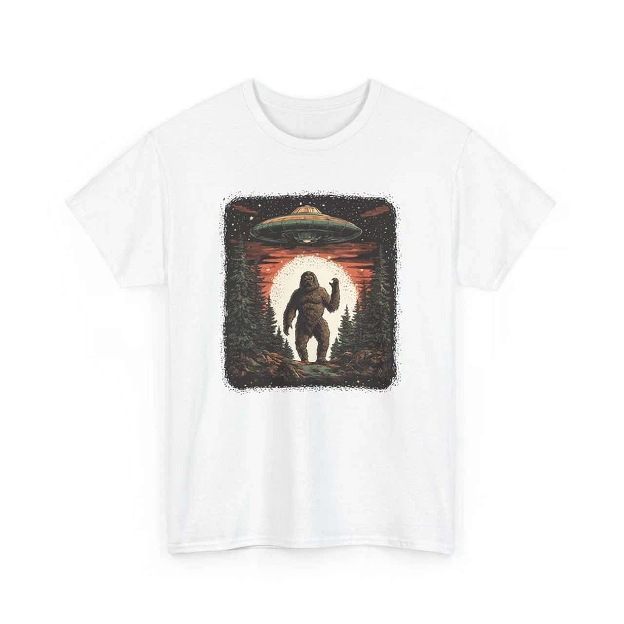 Bigfoot & UFO Alien Shirt, Alien Space Graphic Tee, UFO T-Shirt for ...