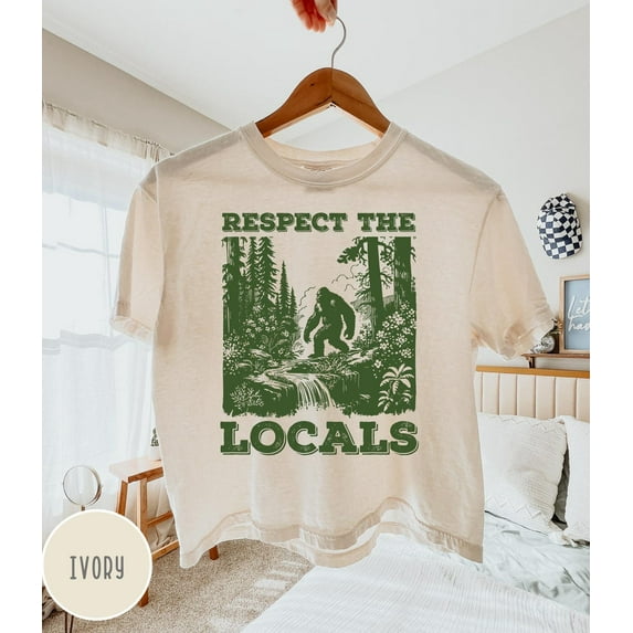 Bigfoot Women's Boxy Tee, Respect the Locals, Oversized Fit, Vintage ...