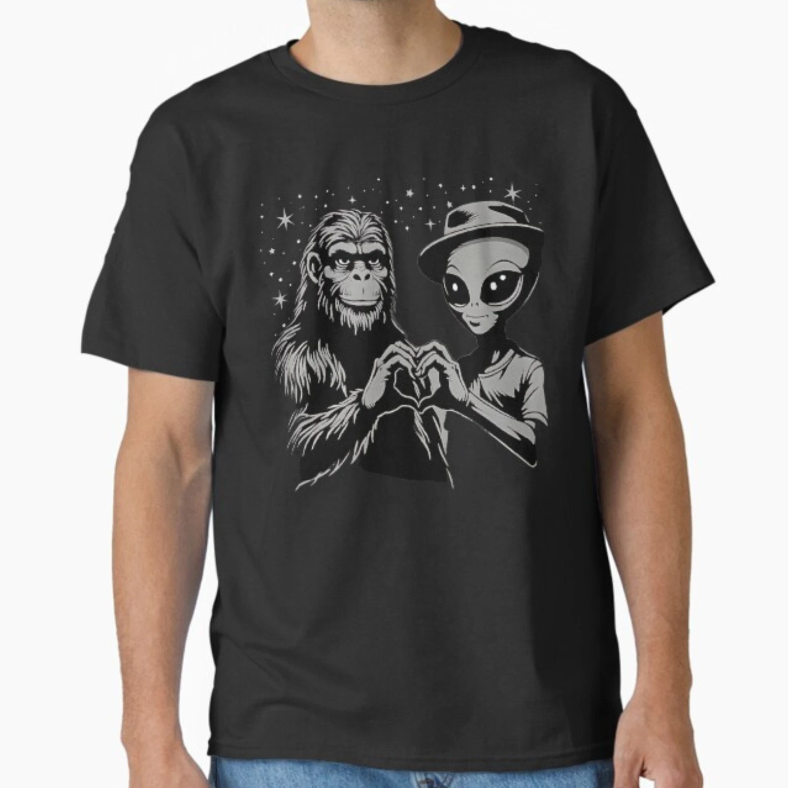 Bigfoot and Alien Sasquatch love hand sign T-Shirt - Walmart.com