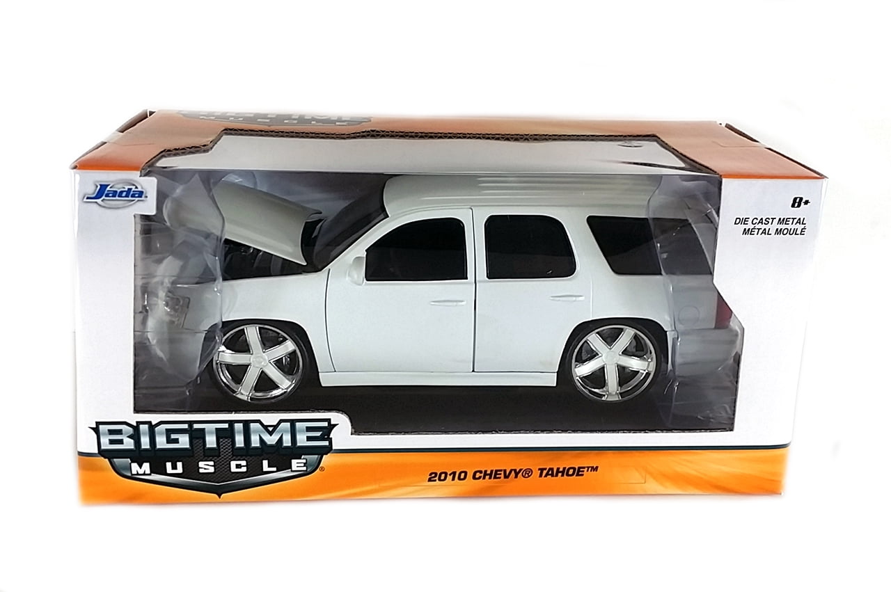 Bigtime Muscle Series 1:24 Scale 2010 Chevy Tahoe White Toy Car ...