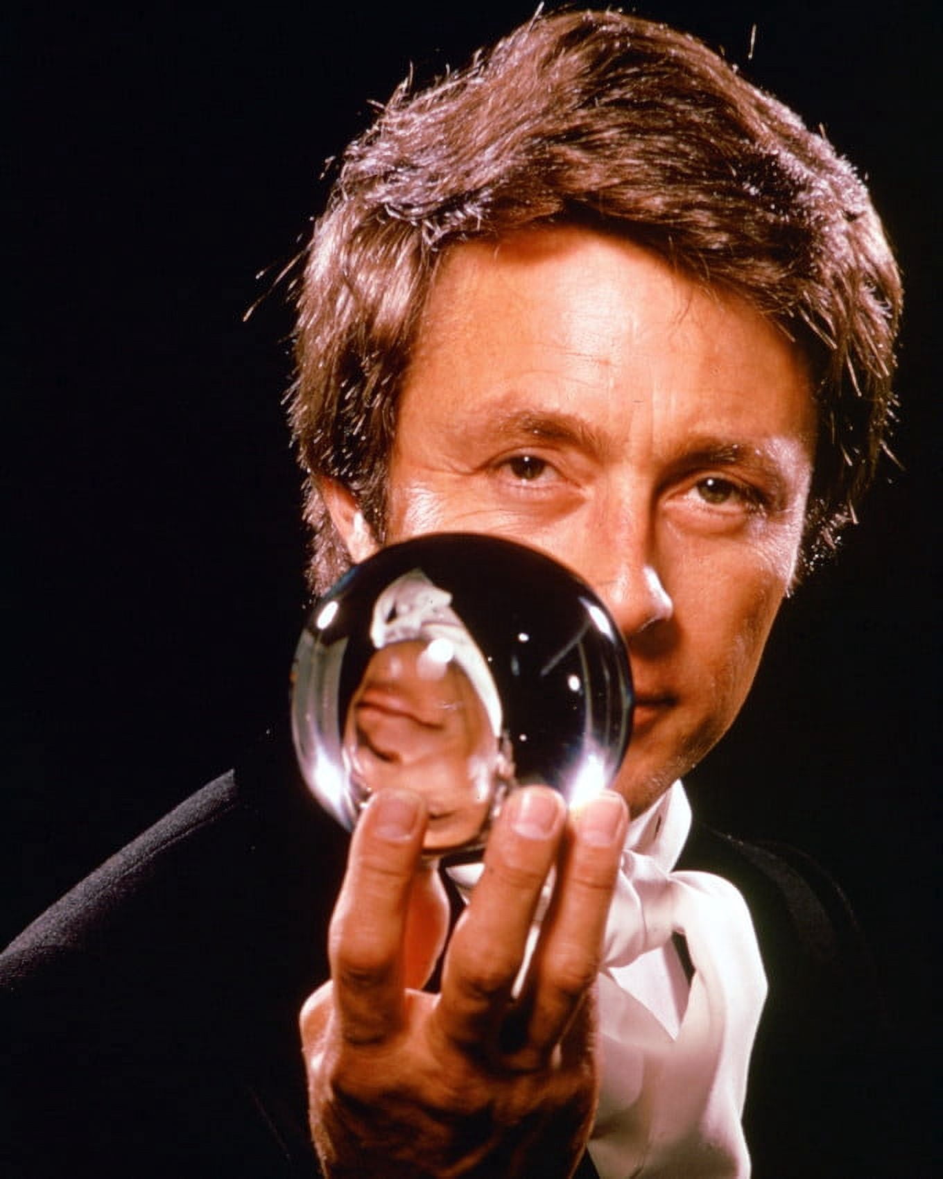 Bill Bixby 24X36 Classic Hollywood Poster Holding Globe As The Magician ...
