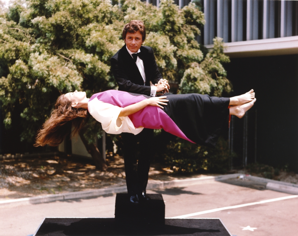 Bill Bixby Performing Lady Float Magic Trick Photo Print (24 x 30 ...