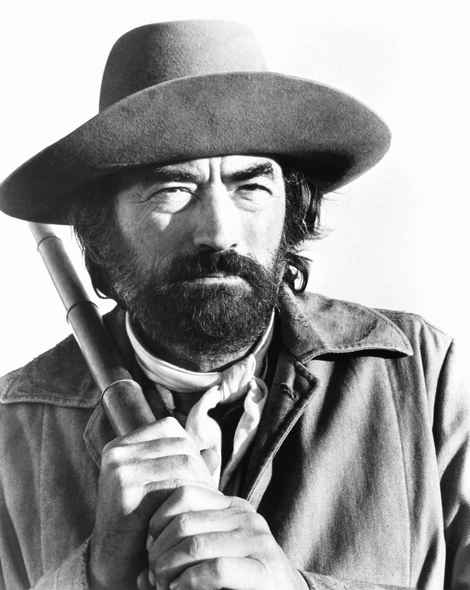 Billy Two Hats Gregory Peck 1974 Photo Print (8 x 10) - Walmart.com