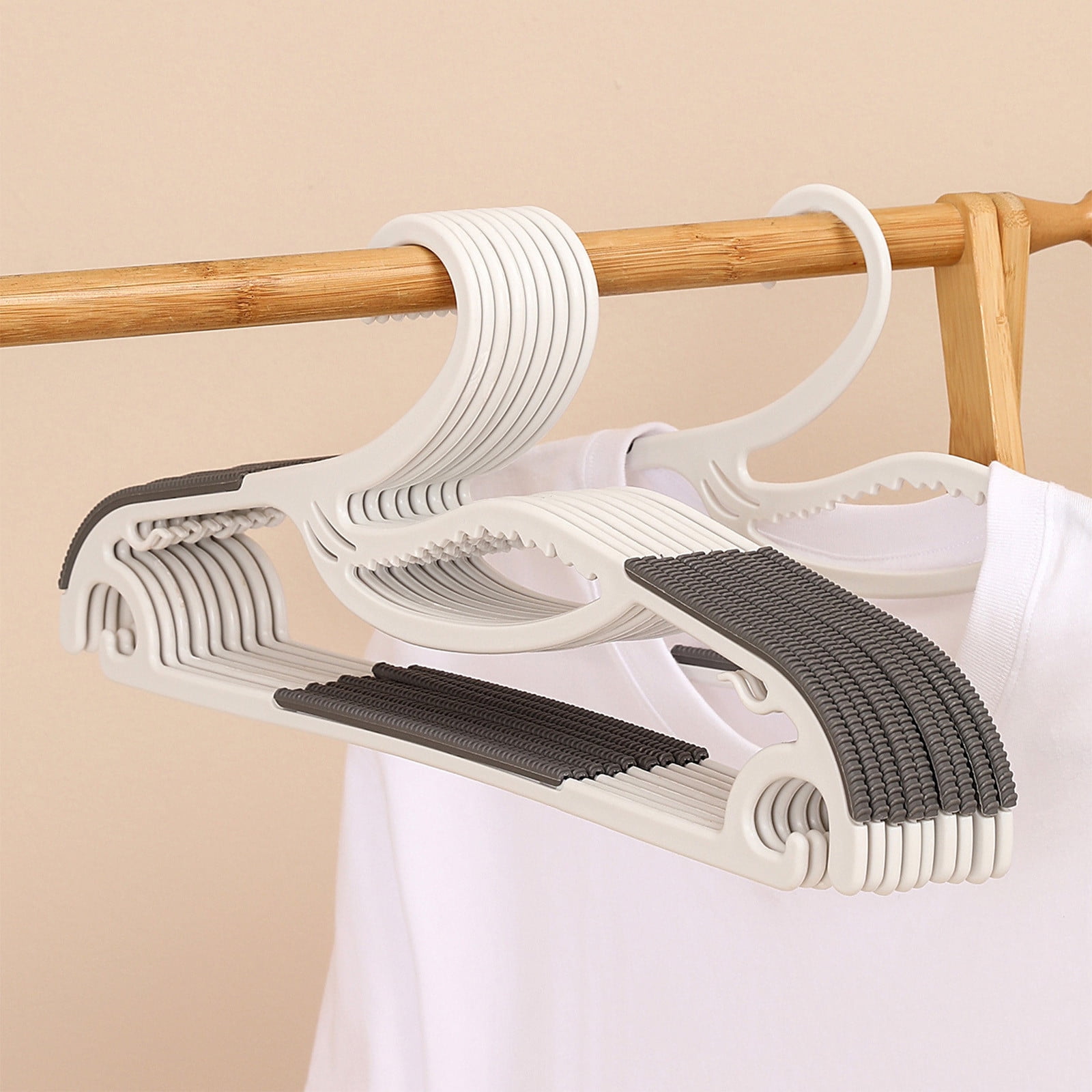 BingTong Plastic Hangers Heavy Duty Dry Wet Clothes Hangers with Non ...